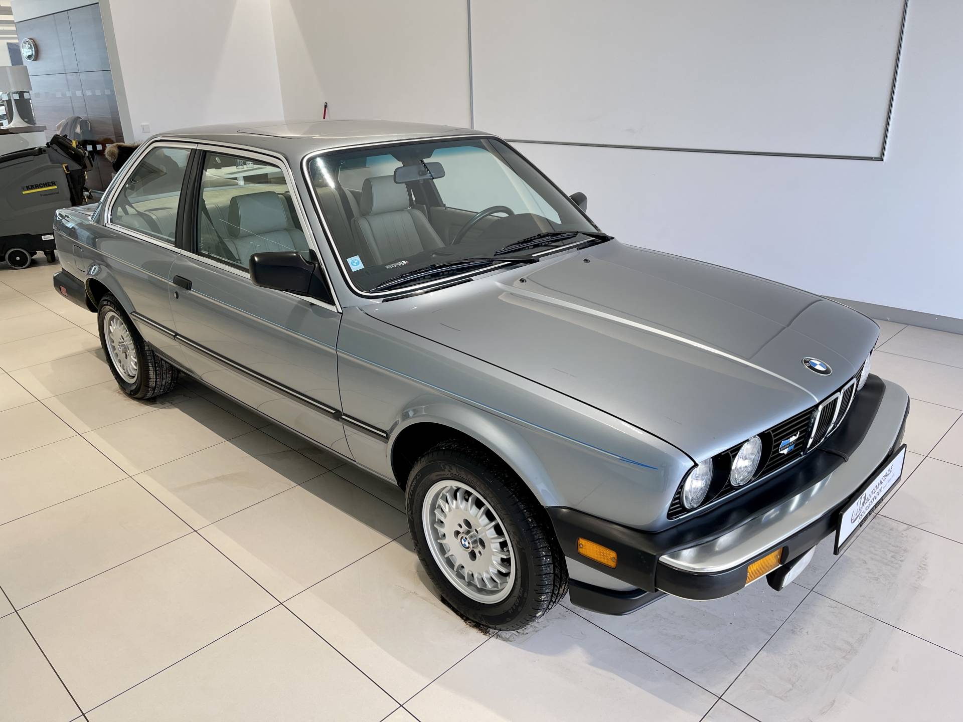 For Sale: BMW 325e (1985) offered for GBP 21,639