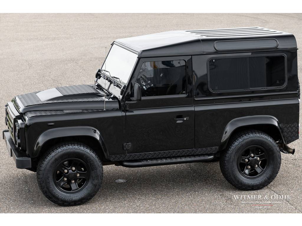 Land Rover Defender Classic Cars for Sale - Classic Trader