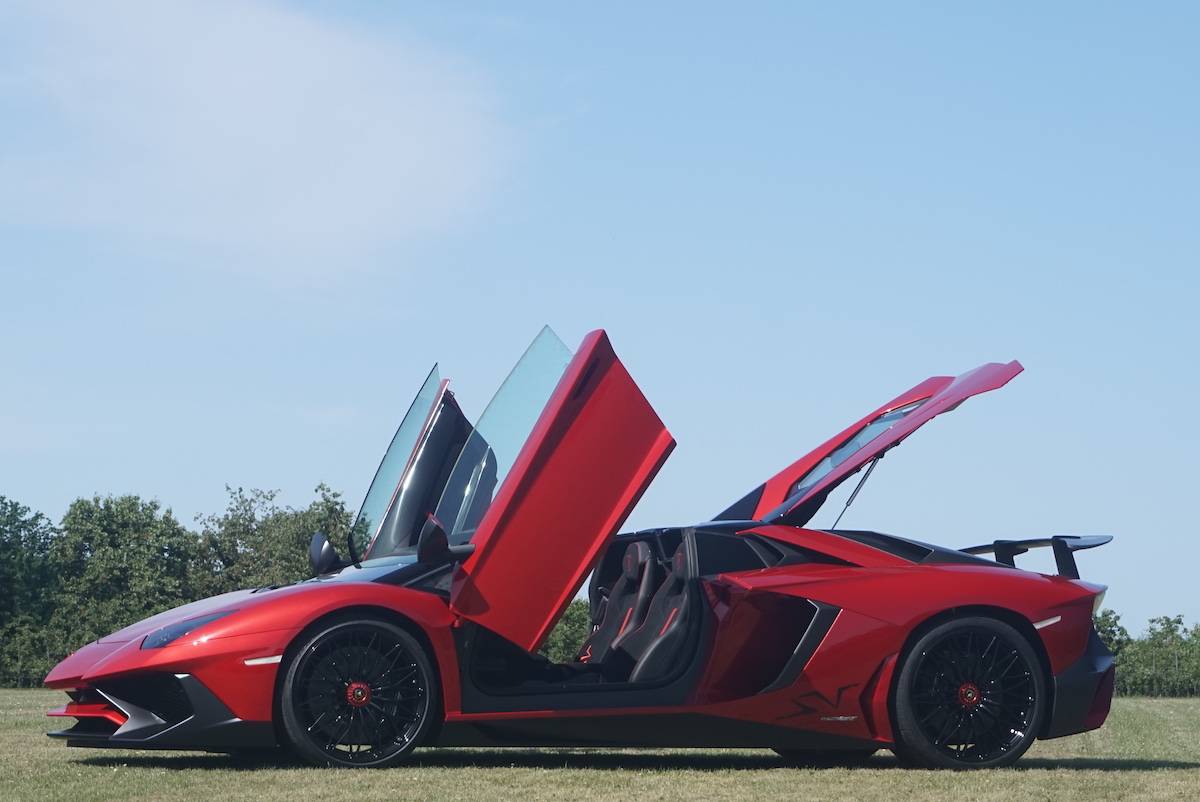 Lamborghini Aventador Oldtimer kaufen - Classic Trader
