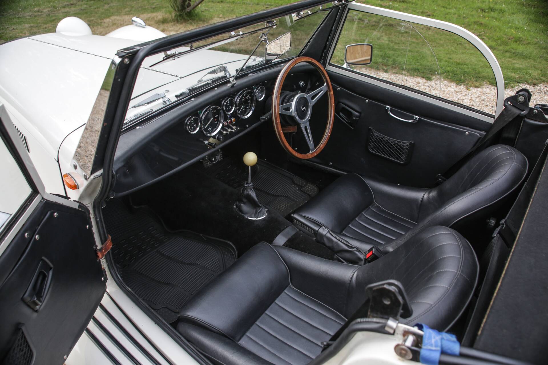 For Sale: JBA Falcon TSR (2003) offered for Price on request