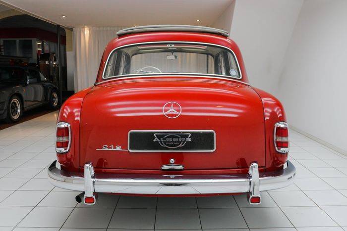 En Venta: Mercedes-Benz 219 (1958) ofrecido por 35.500 EUR