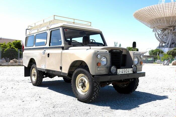 For Sale: Land Rover 109 (1984) offered for Price on request