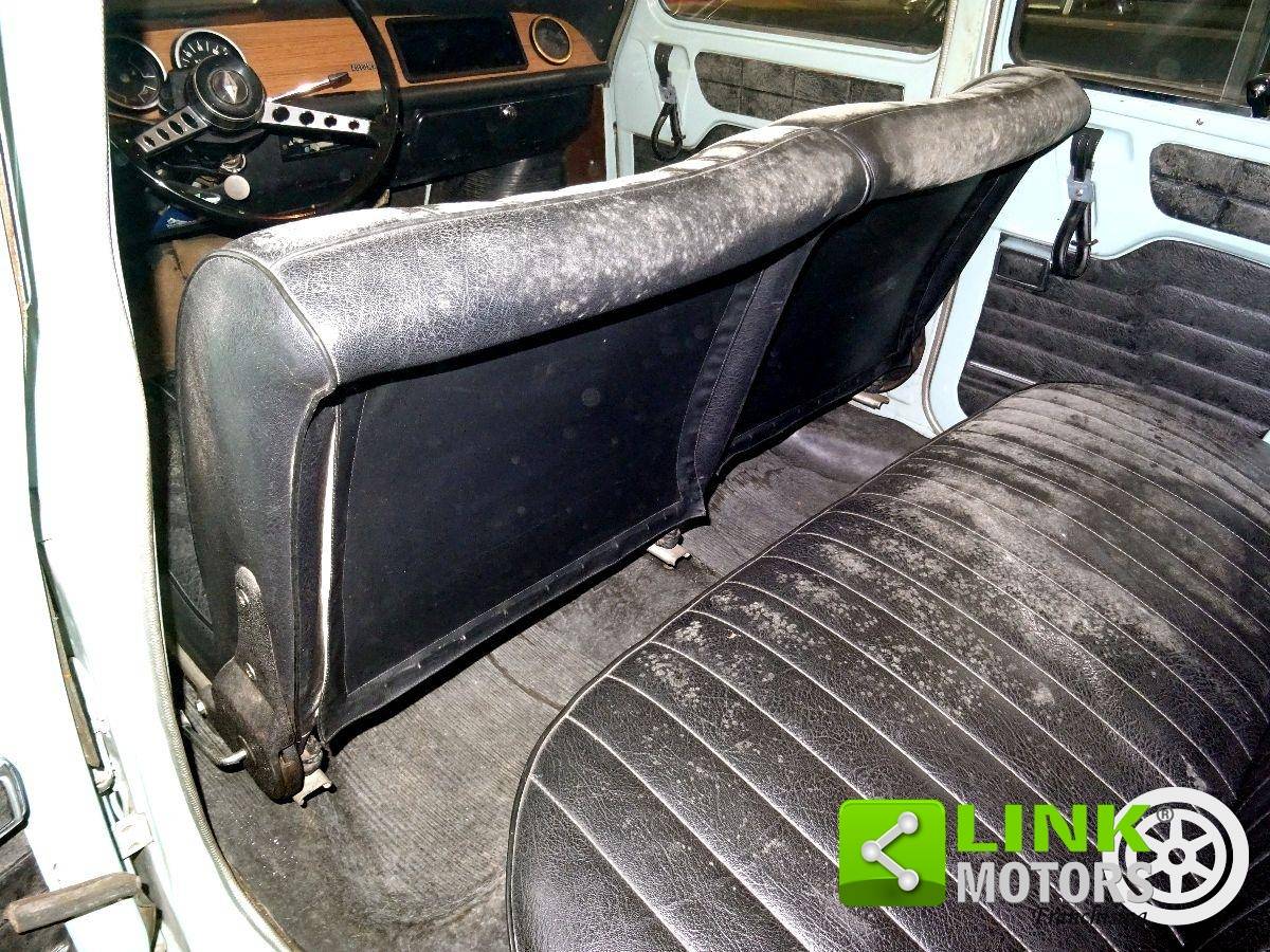 Renault R 8 classique de collection à acheter