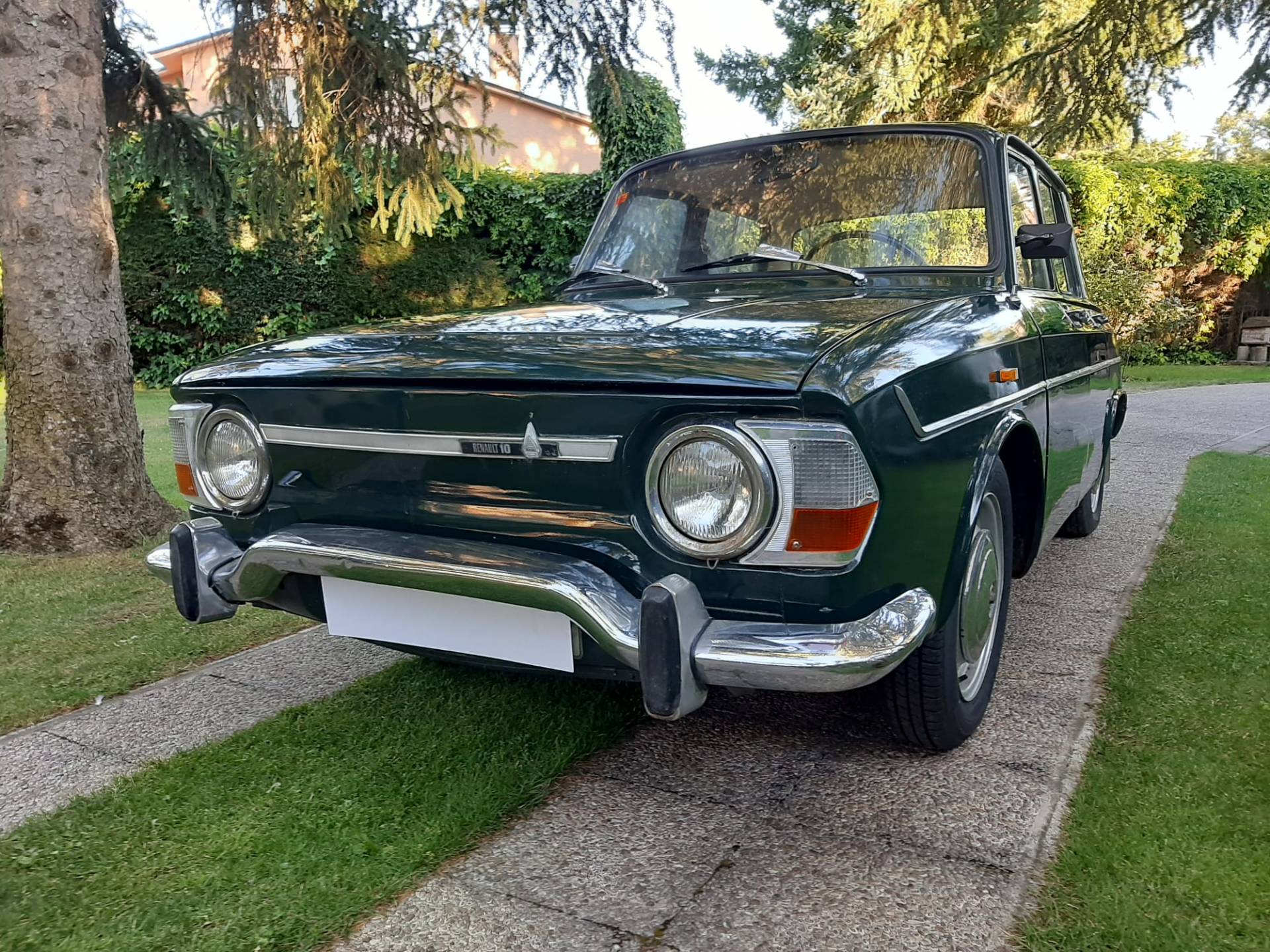 For Sale: Renault R 10 1100 (1967) offered for GBP 4,970