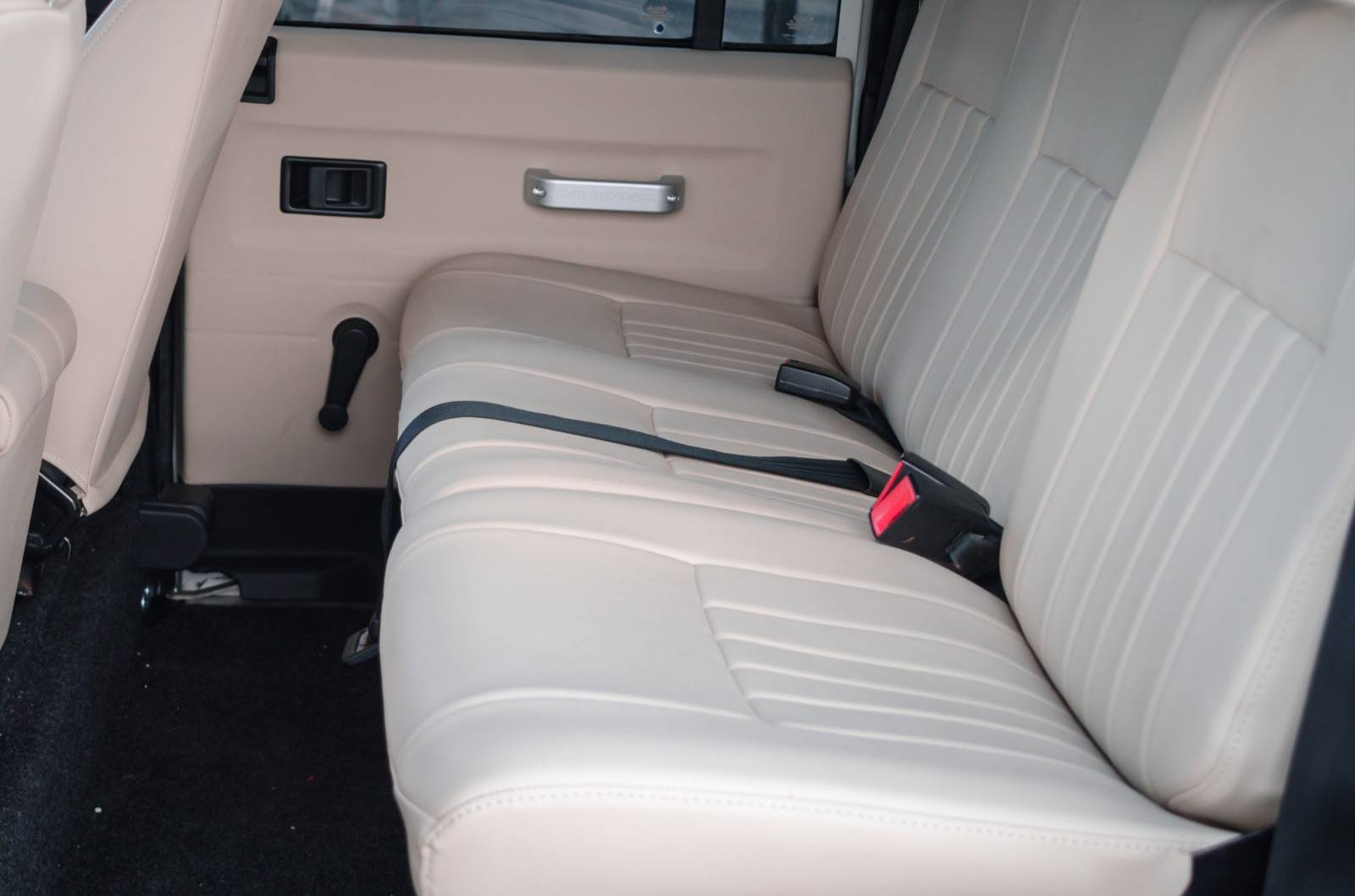 Land Rover Defender 110 Td5 (1999) en vente pour 45 900