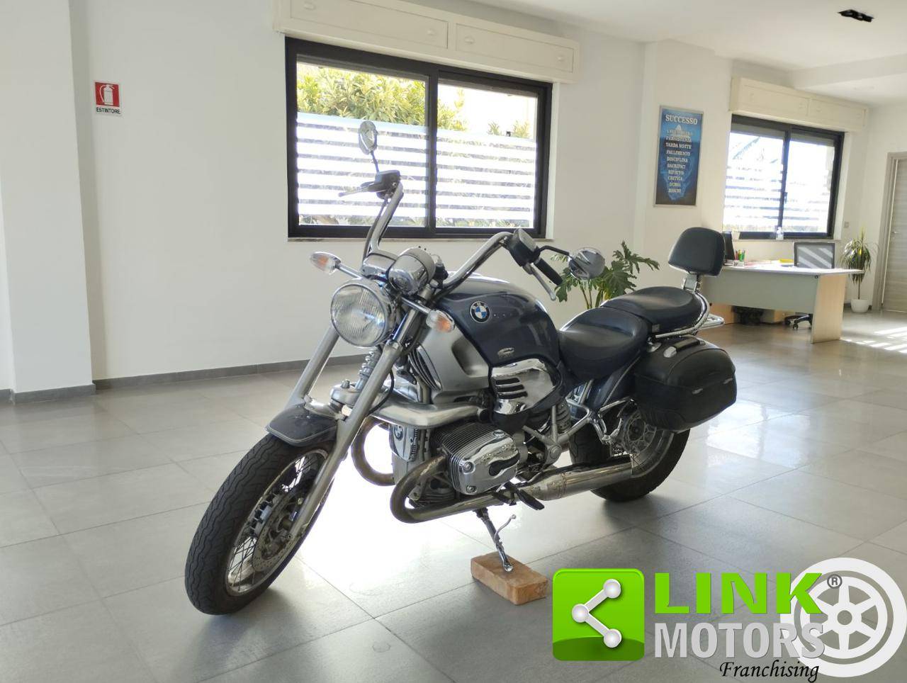 For Sale: BMW R 1200 C (2000) offered for AUD 12,396