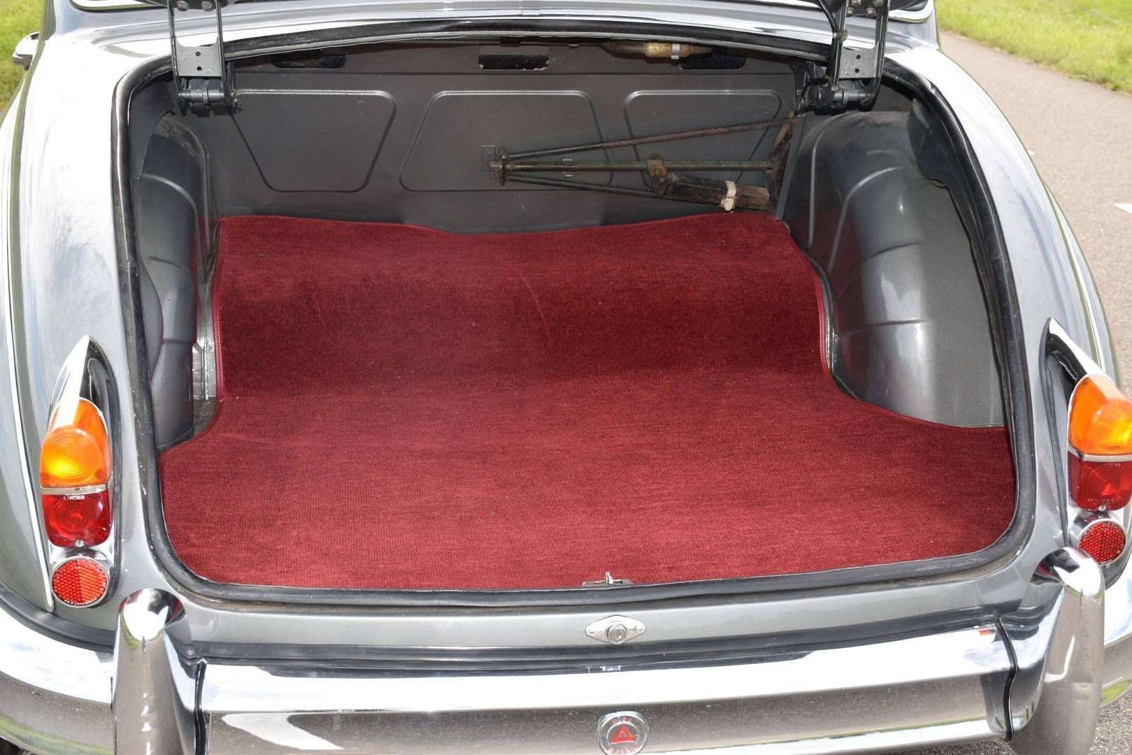 For Sale: Jaguar Mk II 3.4 (1961) offered for AUD 53,830