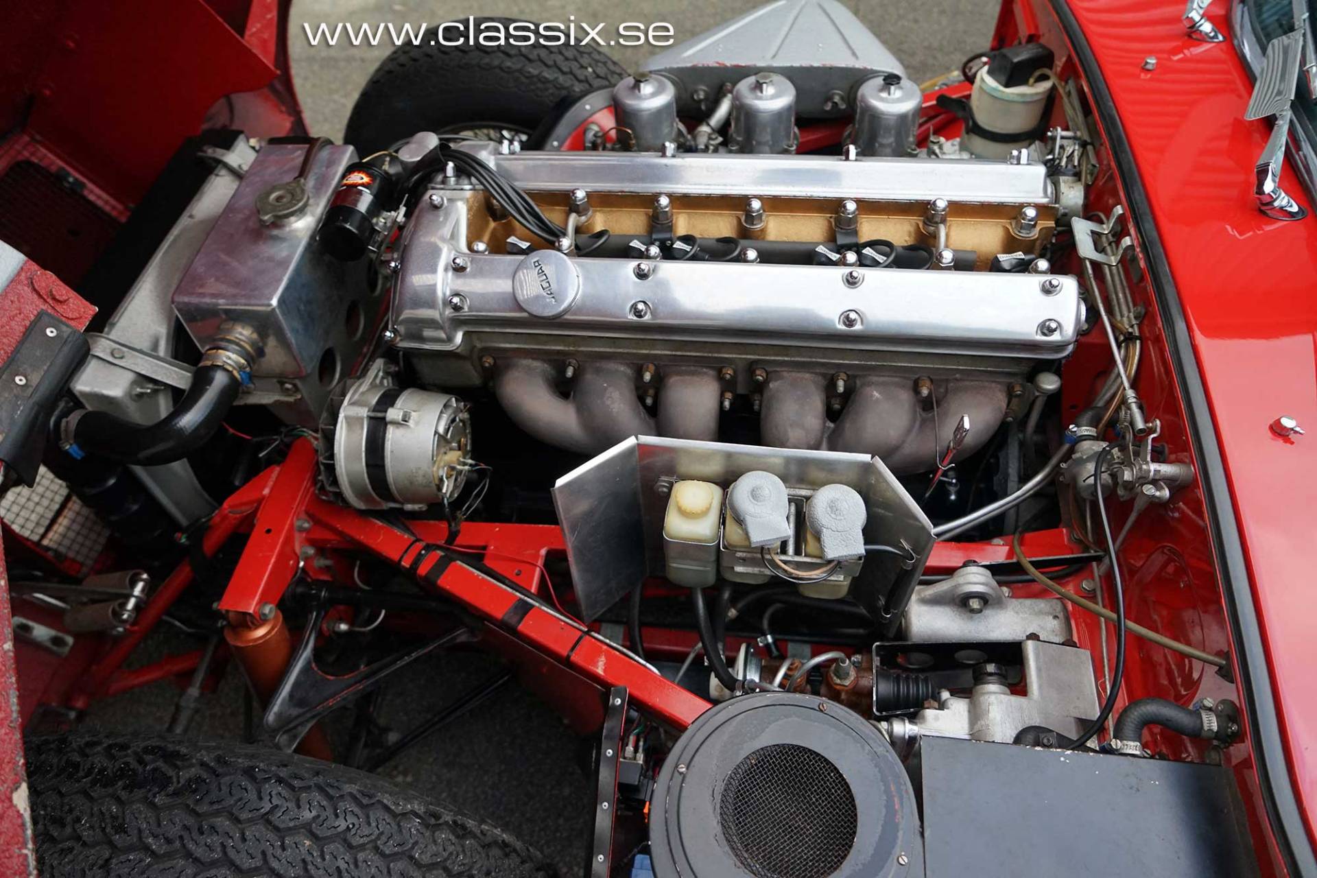 For Sale: Jaguar E-Type 4.2 (1965) offered for £115,621