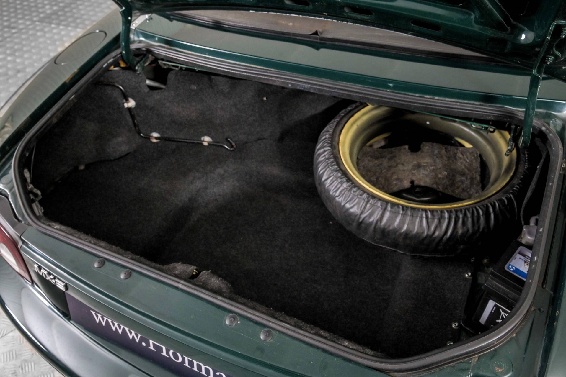 For Sale: Mazda MX-5 1.6 (1995) offered for GBP 7,764