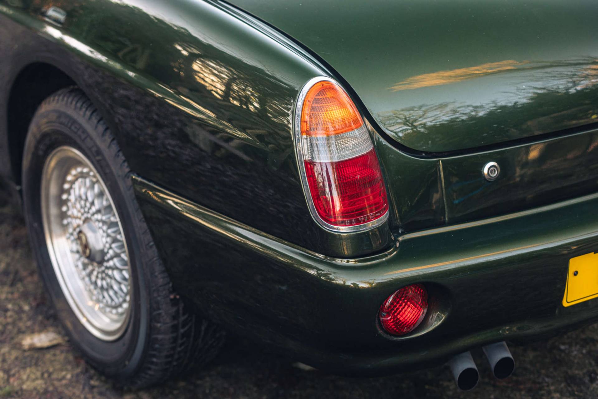 MG RV8 (1999) kopen - Classic Trader