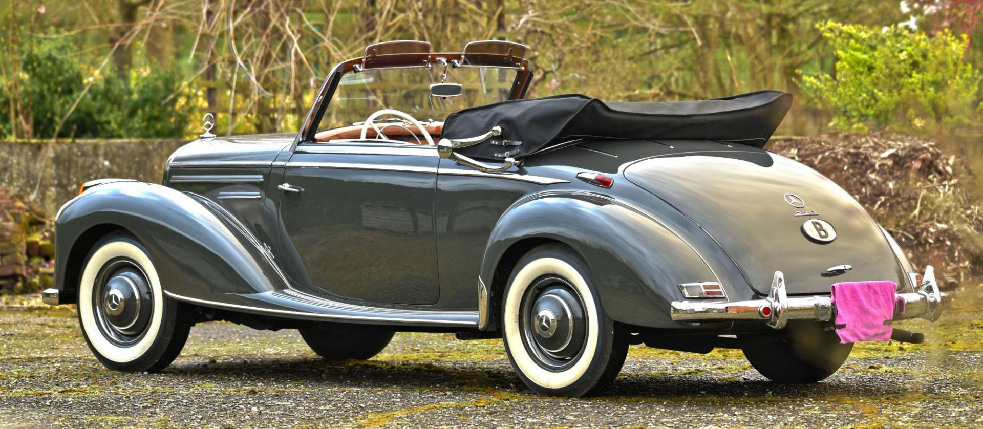 Mercedes-Benz 220 W 187 Oldtimer kaufen - Classic Trader