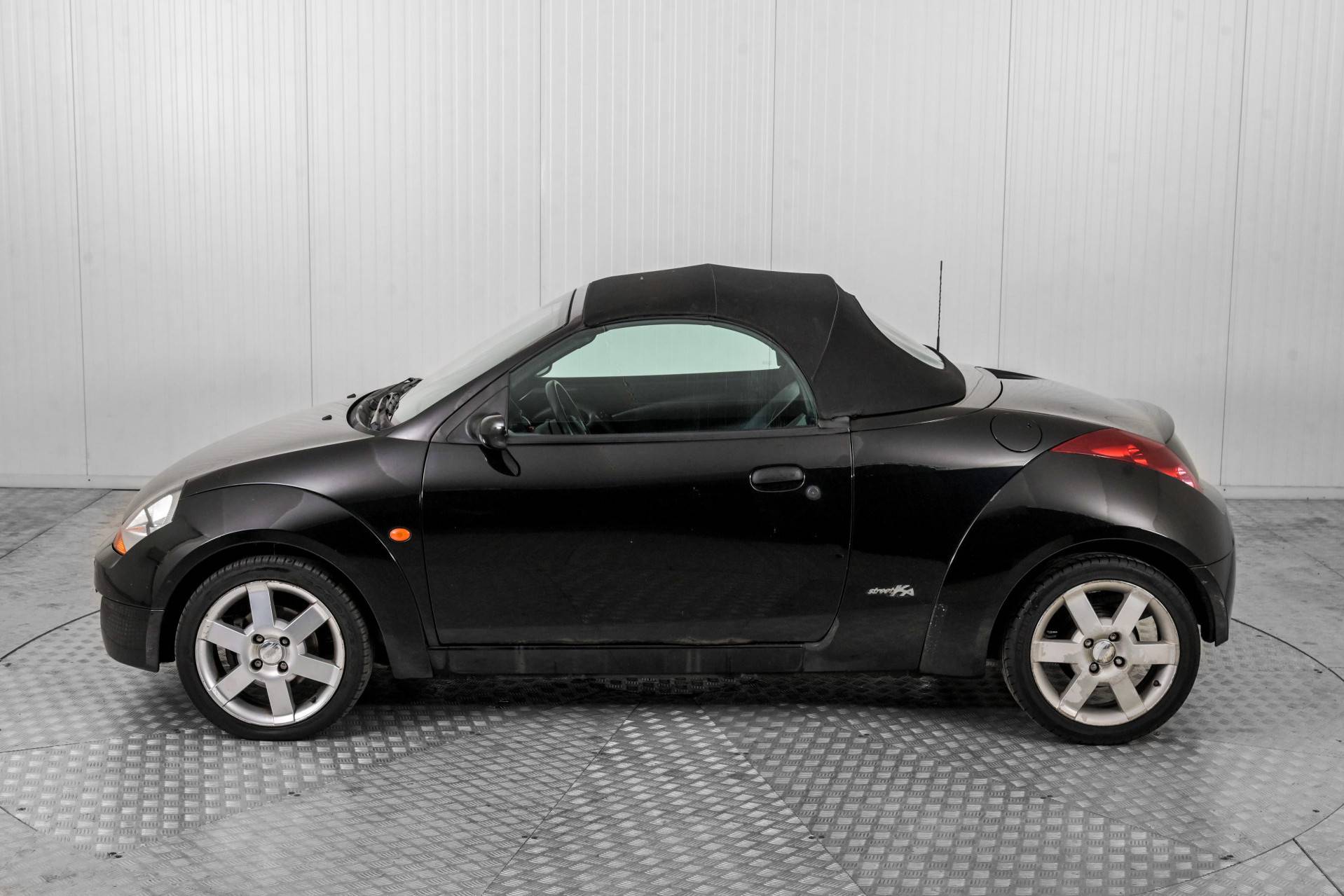 For Sale: Ford Streetka (2003) offered for GBP 3,431