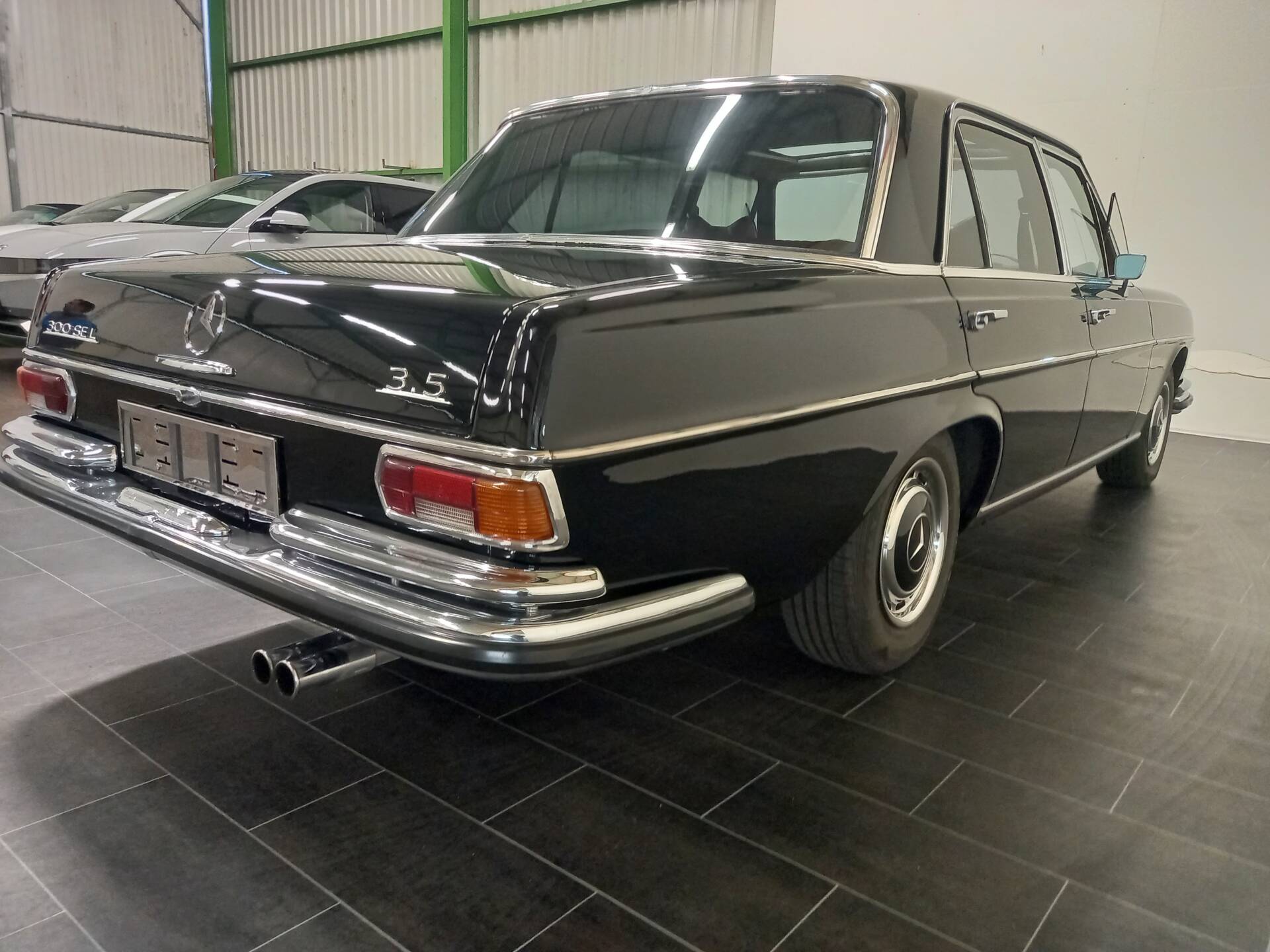 For Sale: Mercedes-Benz 300 SEL 3.5 (1972) offered for £31,316