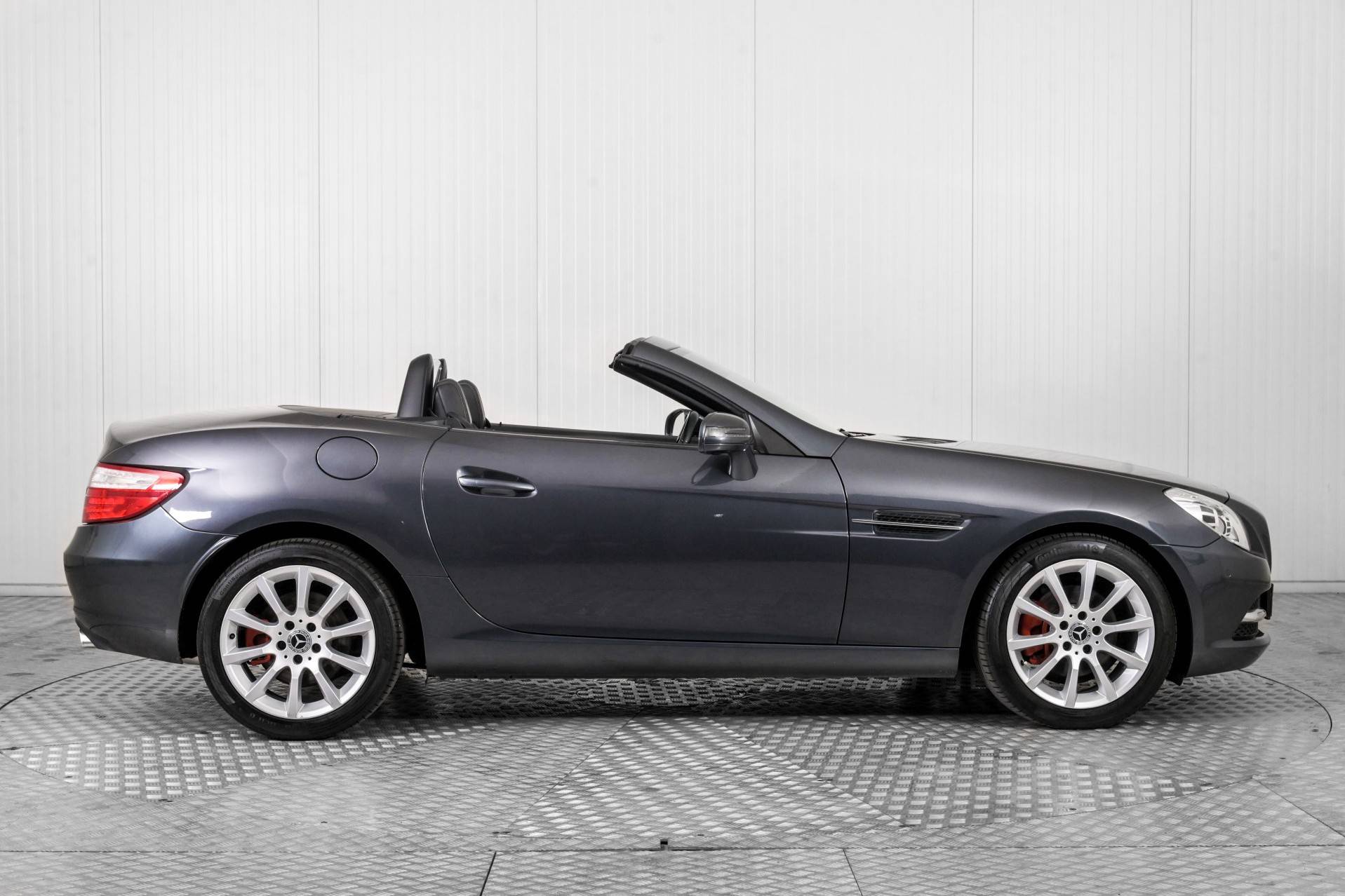 For Sale: Mercedes-Benz SLK 200 (2011) offered for GBP 18,308