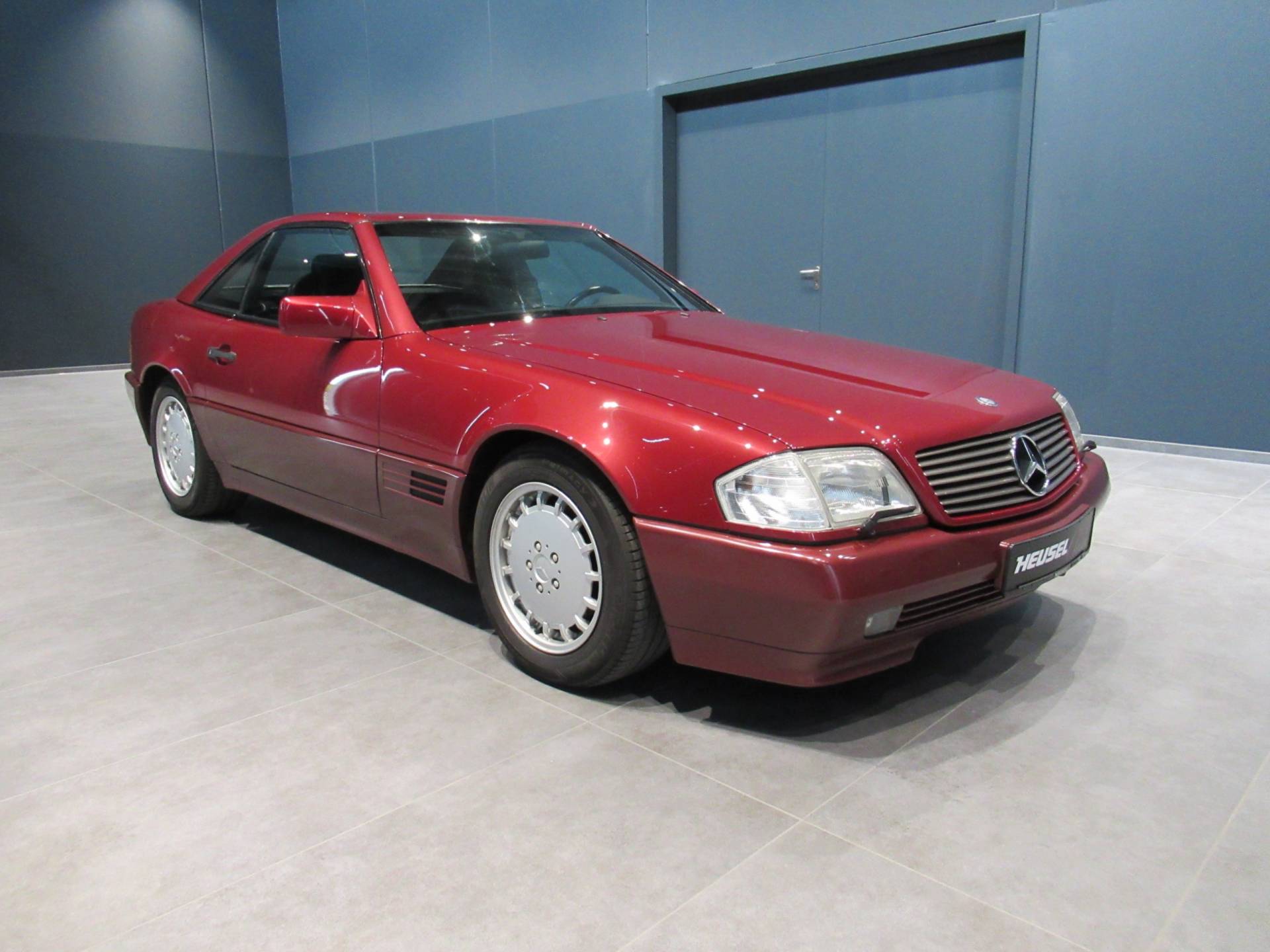 For Sale: Mercedes-Benz 500 SL (1990) offered for GBP 26,722