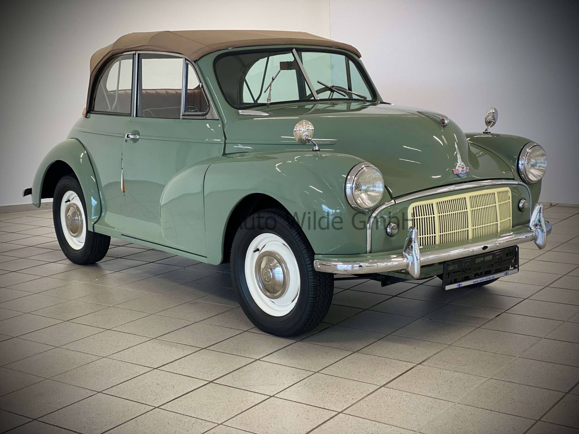For Sale: Morris Minor Series II (1953) offered for GBP 19,636 For Sale: Morris Minor Series II (1953) offered for GBP 19,636