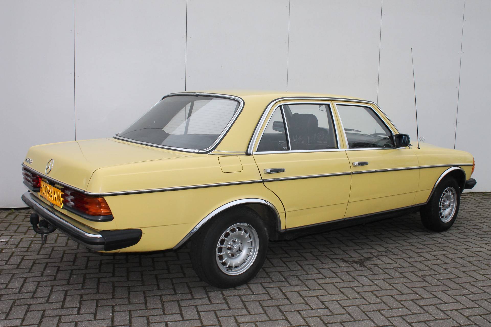 Mercedes 200 D