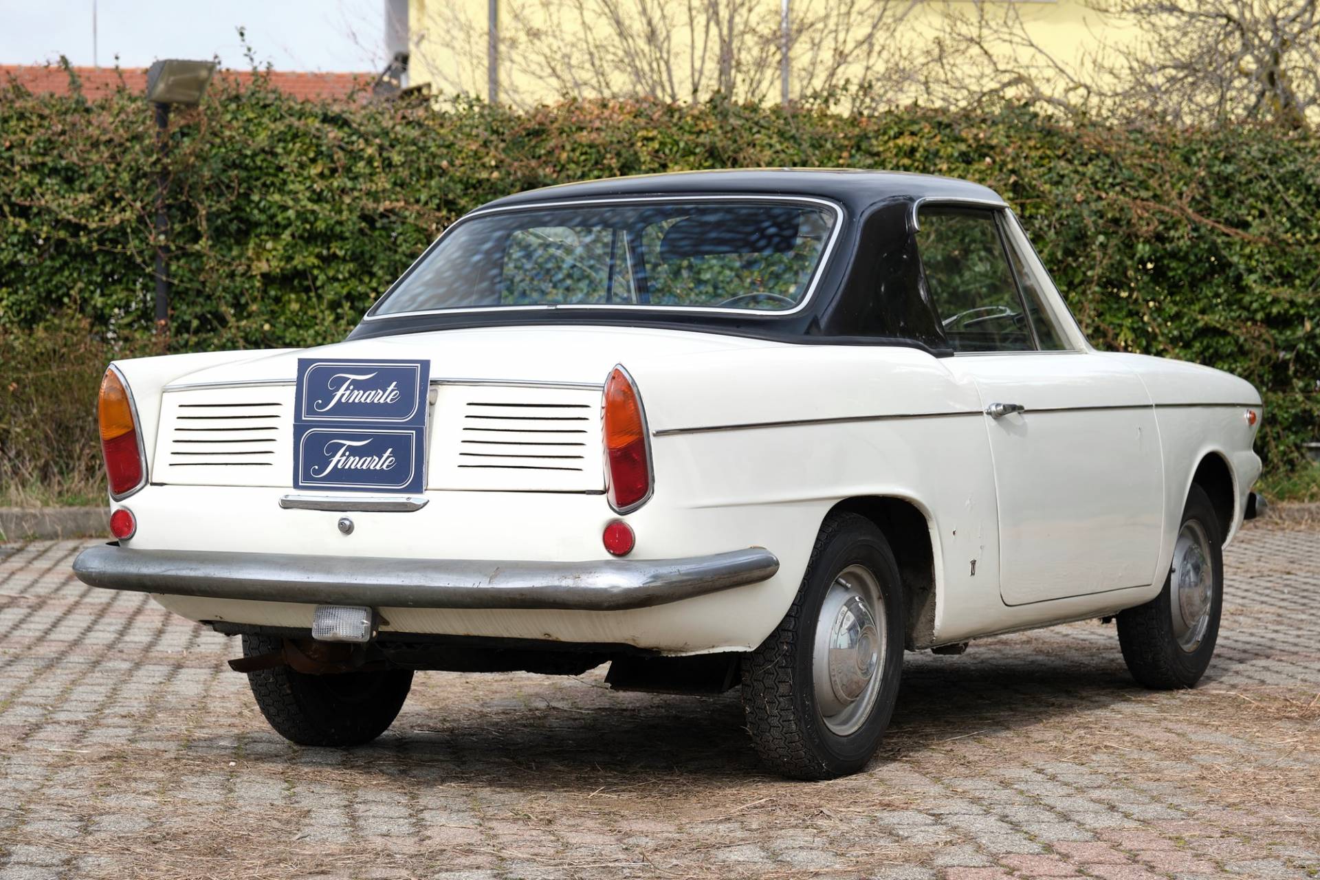 For Sale: FIAT 750 Vignale Spider (1962) offered for $28,910