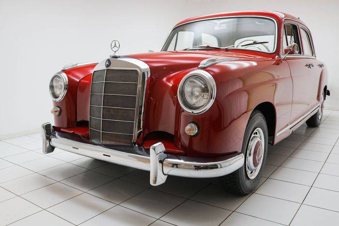 En Venta: Mercedes-Benz 219 (1958) ofrecido por 35.500 EUR