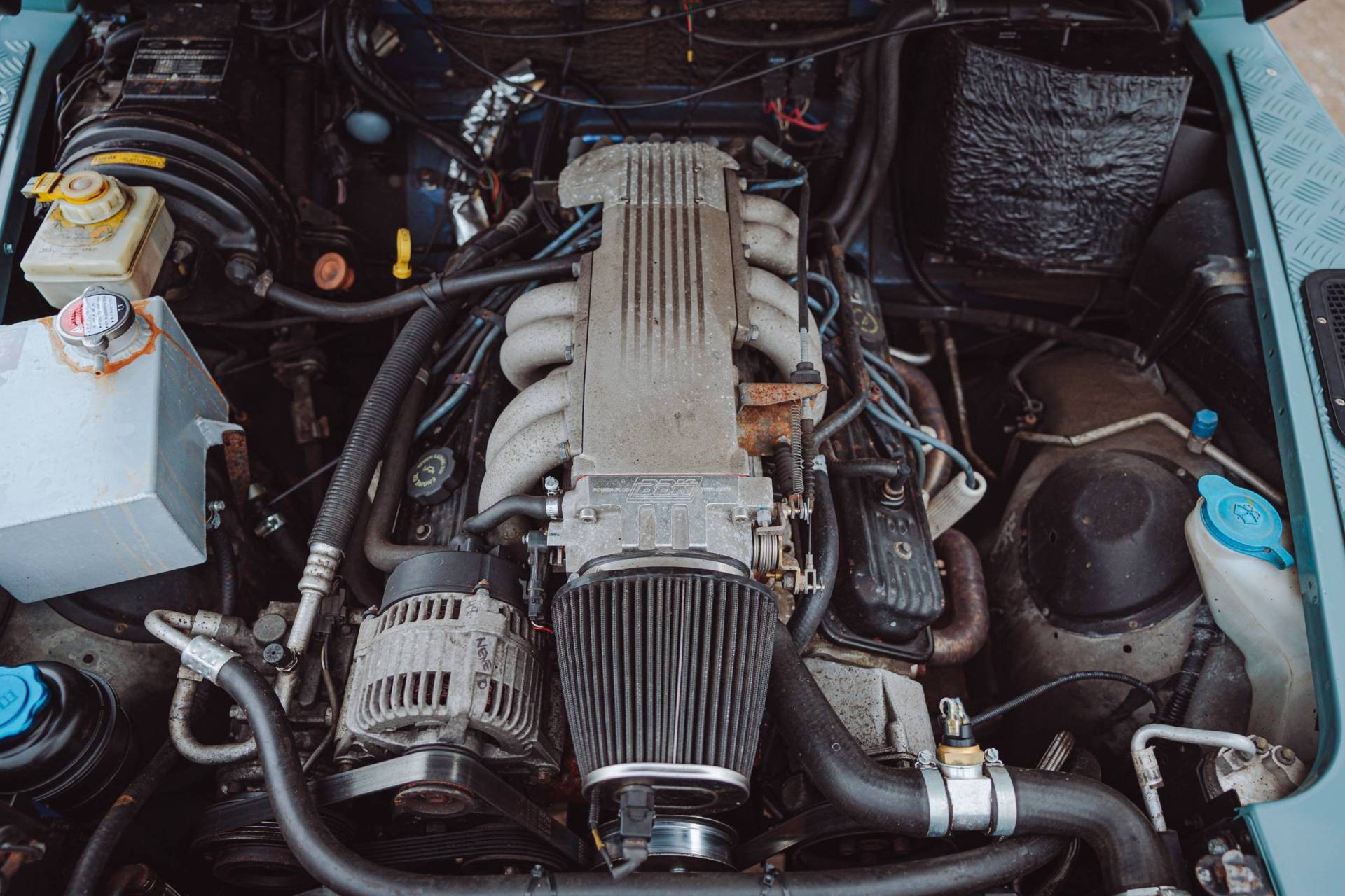 For Sale: Land Rover Defender 90 Td5 (2002) offered for EUR 40,979