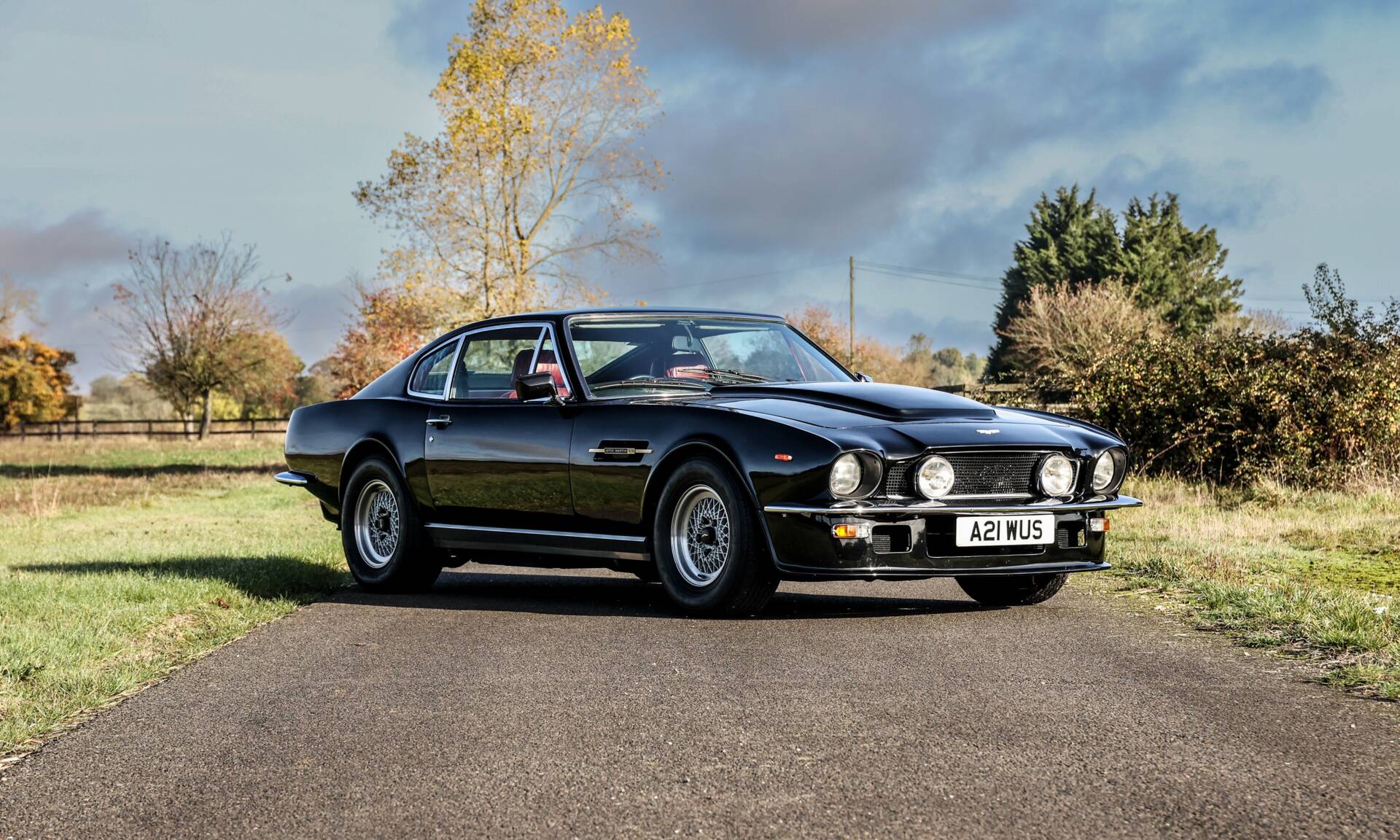 Aston Martin V8 Classic Cars for Sale - Classic Trader