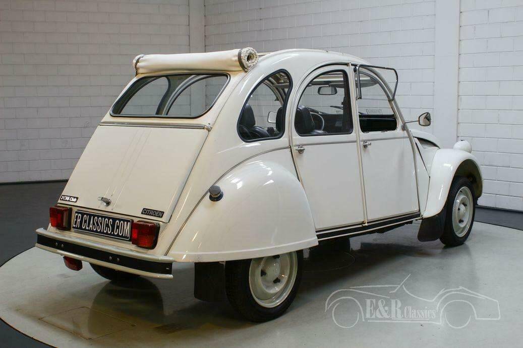 For Sale: Citroën 2 CV 6 (1990) offered for £33,670
