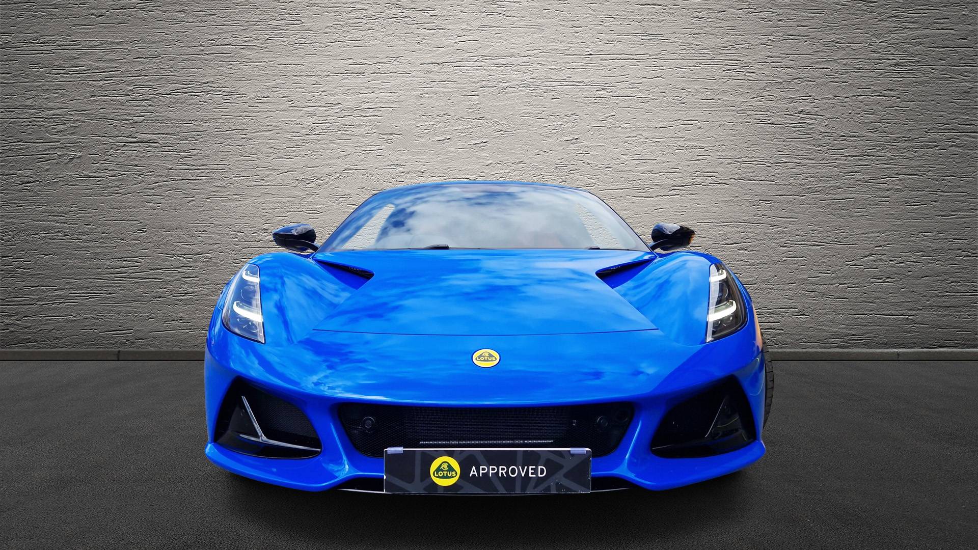 En venta: Lotus Emira "First Edition" (2023) offered for 101.846