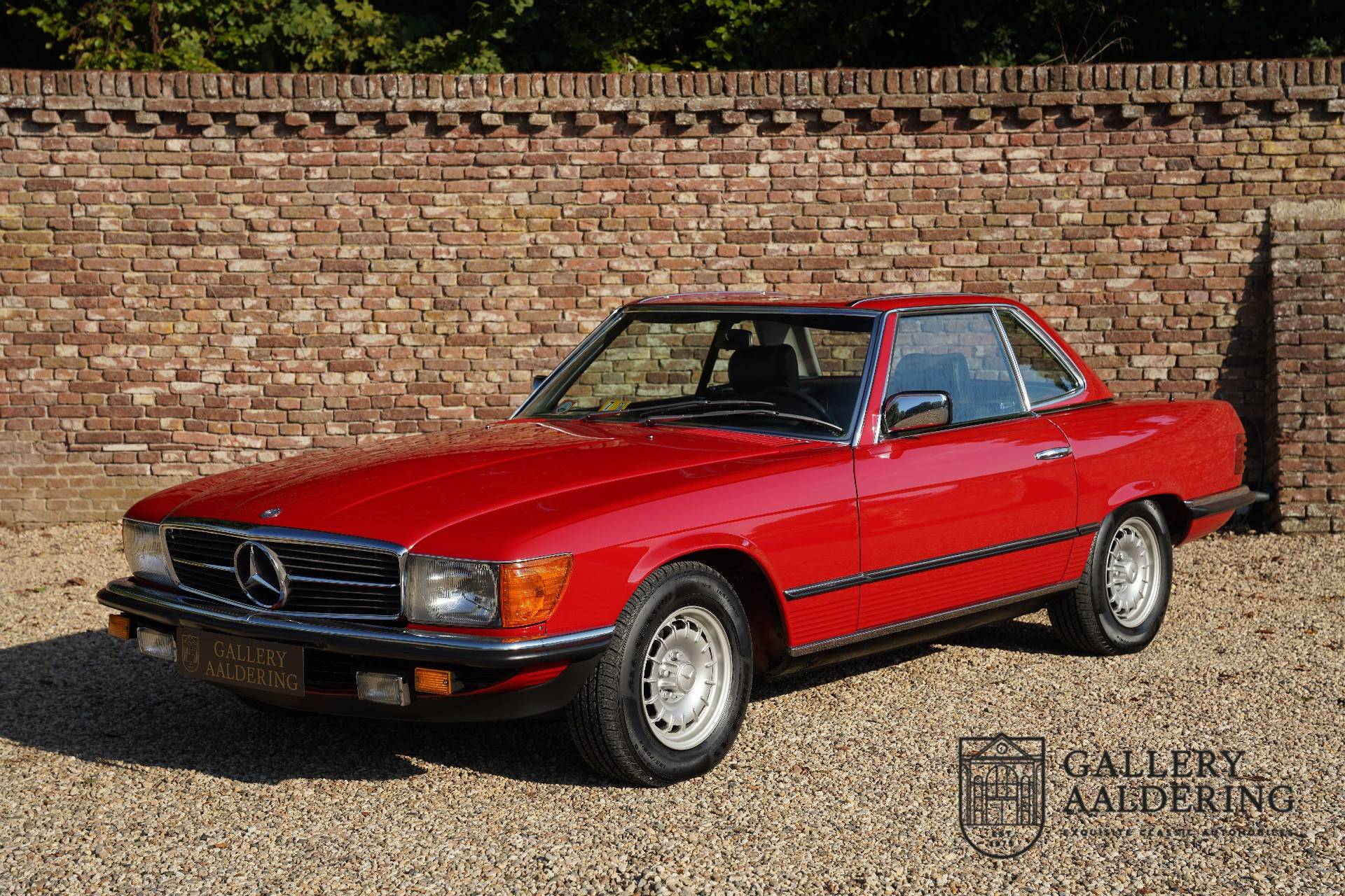 En Venta: Mercedes-Benz 280 SLC (1984) ofrecido por 43.900 EUR