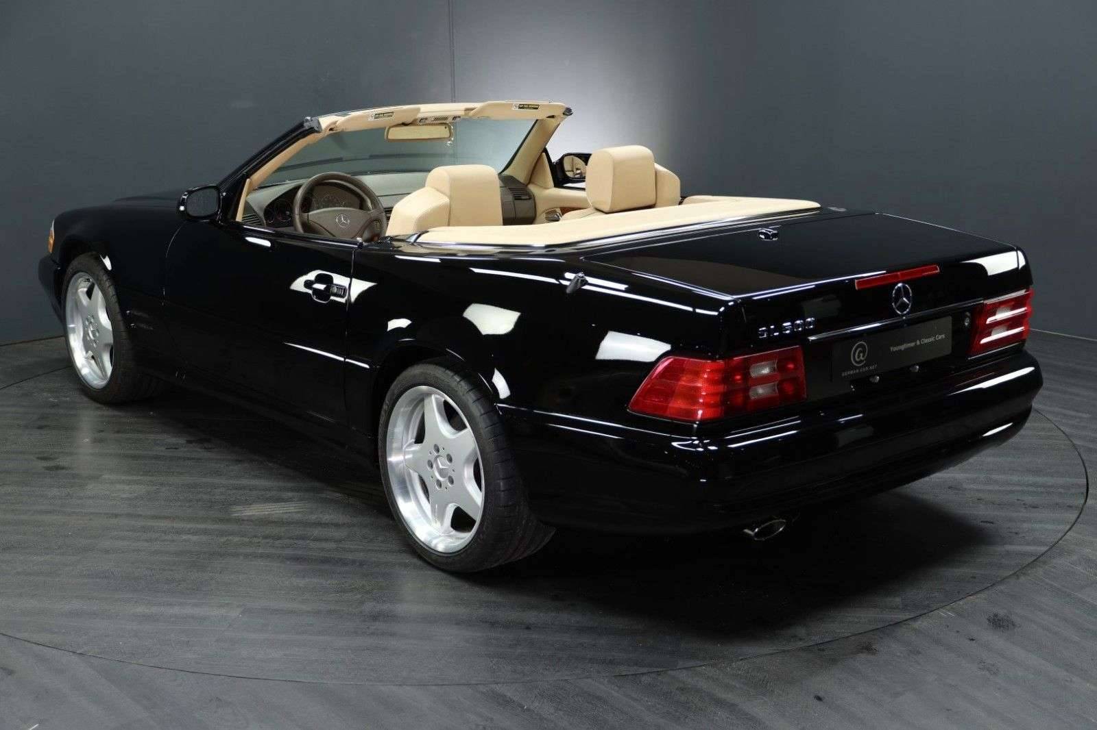 For Sale: Mercedes-Benz SL 500 (2001) offered for £57,426