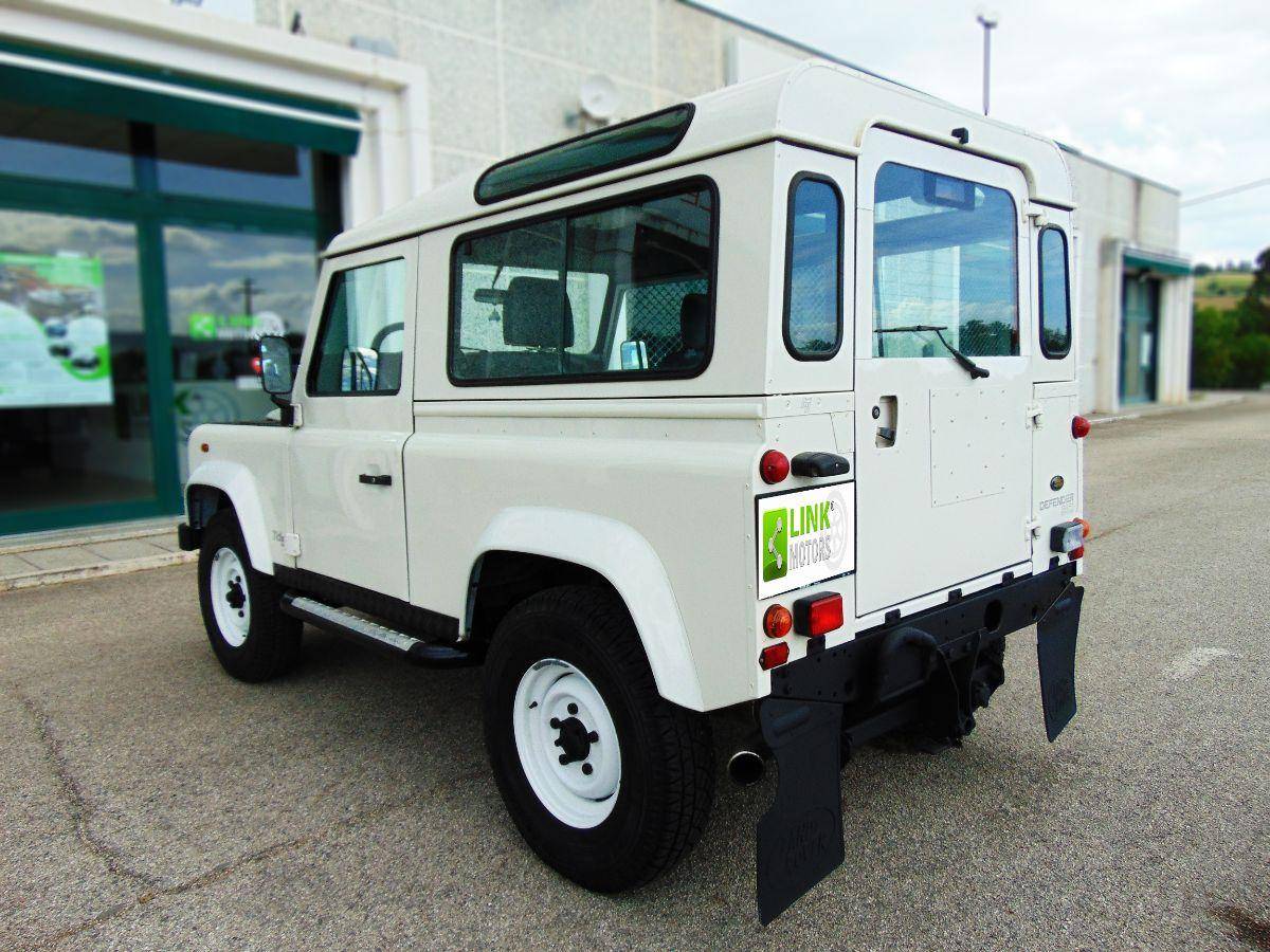 Land Rover Defender 90 Td5 (1999) in vendita a 15.900 EUR