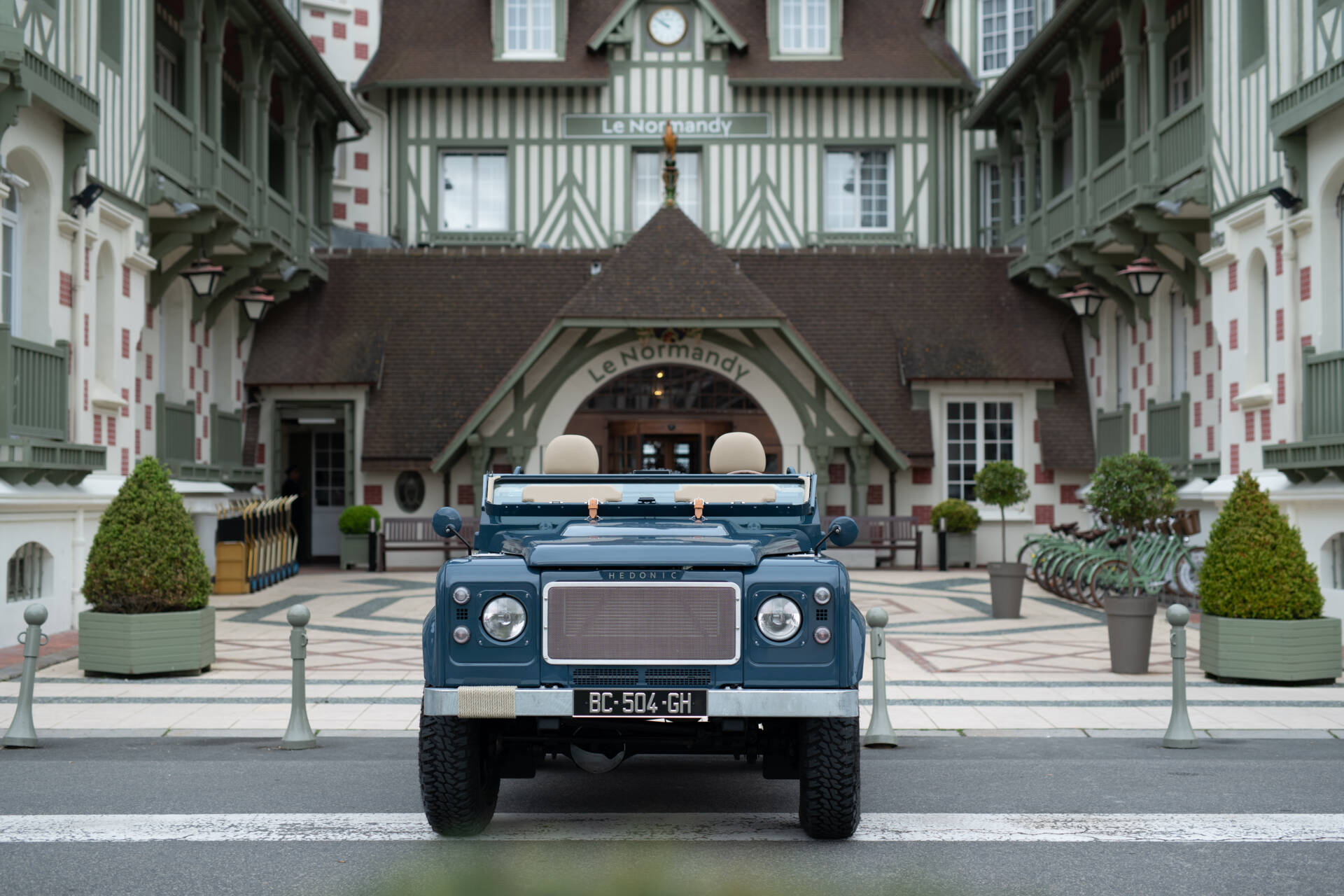 Land Rover Defender Classic Cars for Sale - Classic Trader