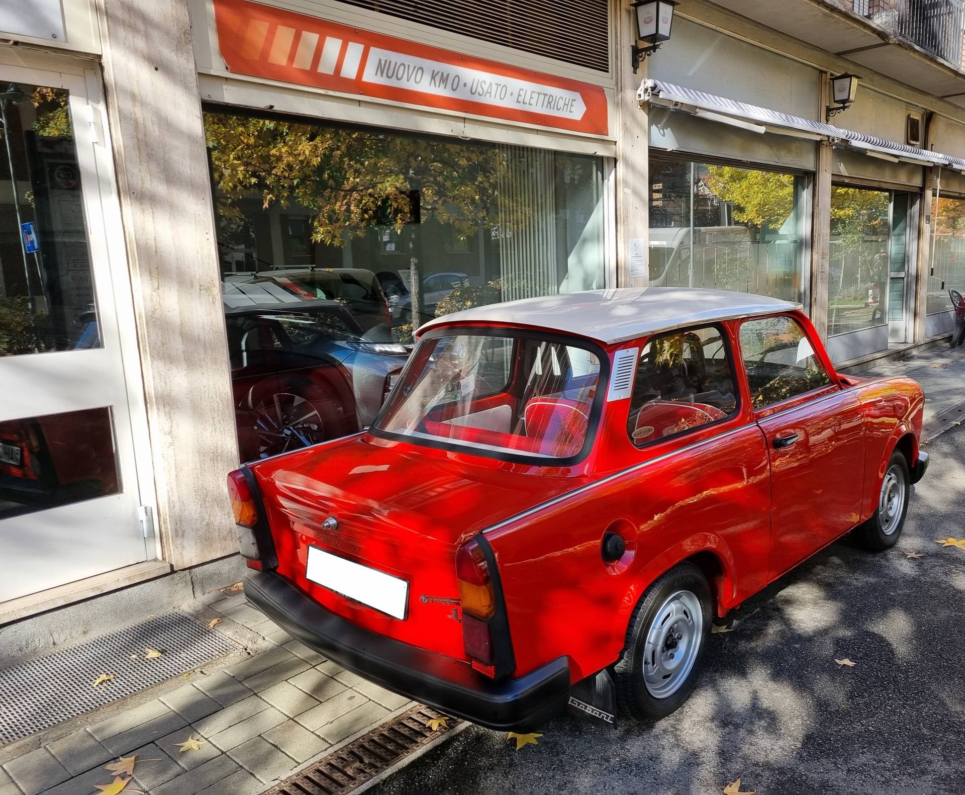 For Sale: Trabant 601 (1990) offered for £4,710