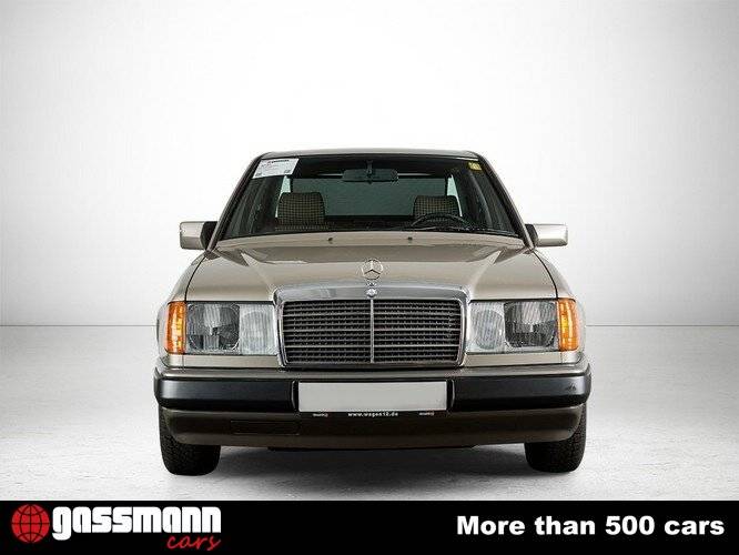 For Sale: Mercedes-Benz 200 E (1991) offered for GBP 16,549