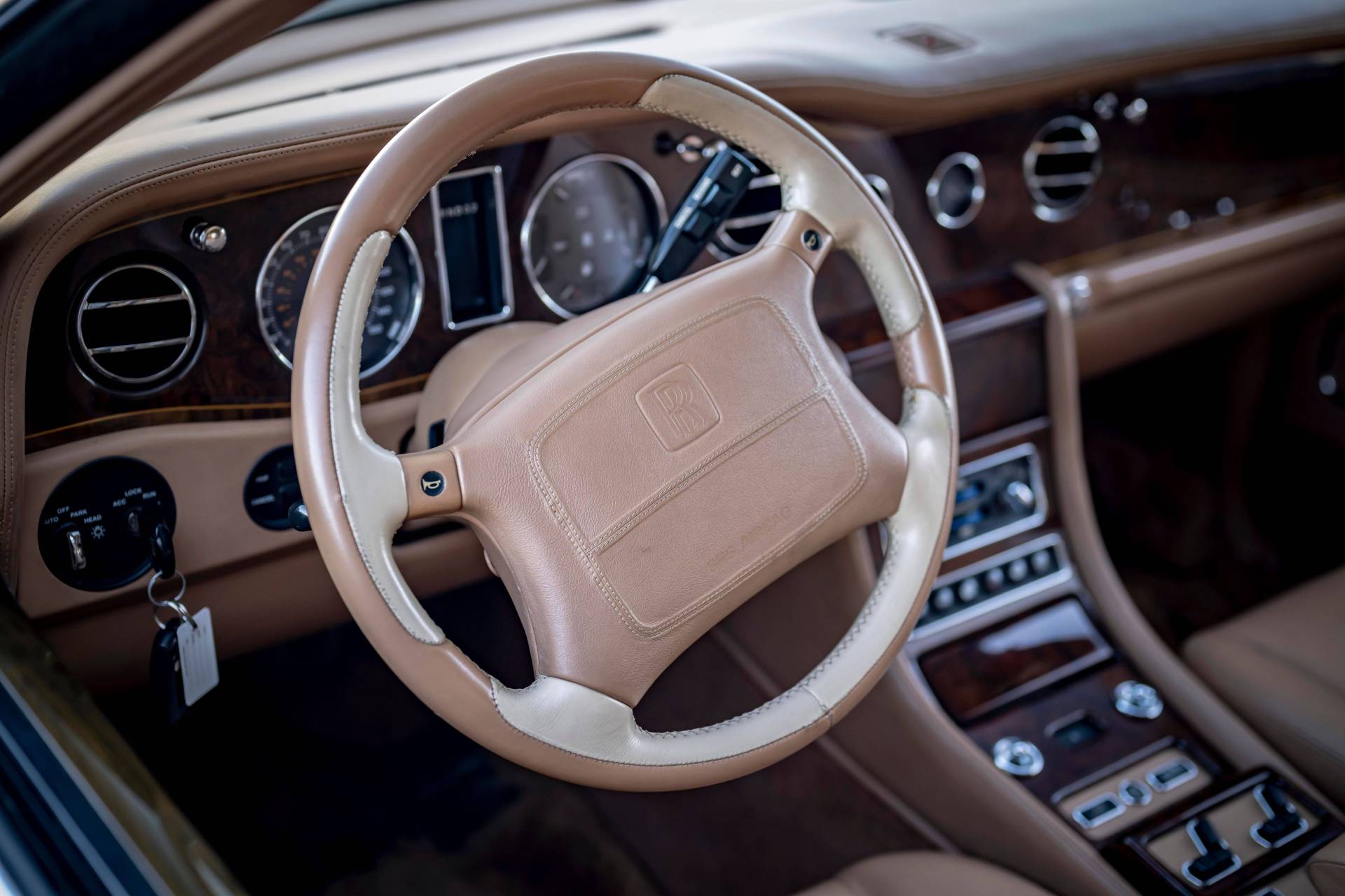 Zu Verkaufen: Rolls-Royce Corniche V (2000) angeboten für 50.000