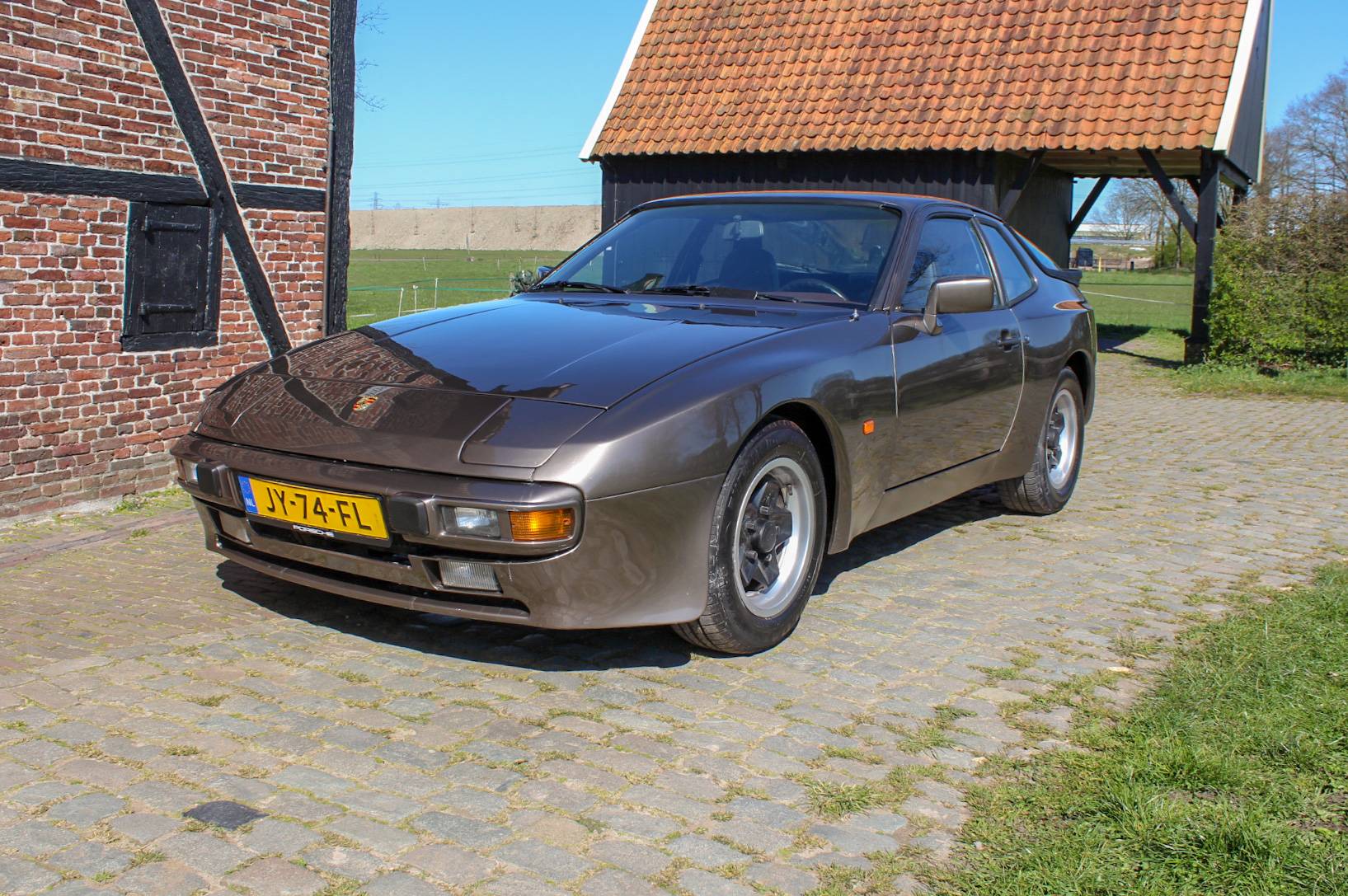 Porsche 944 Oldtimer kaufen - Classic Trader