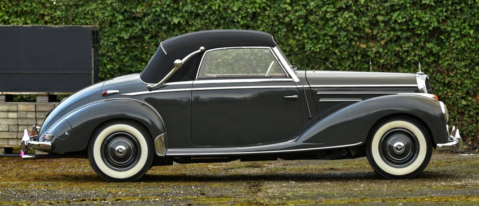Mercedes-Benz 220 W 187 Oldtimer kaufen - Classic Trader