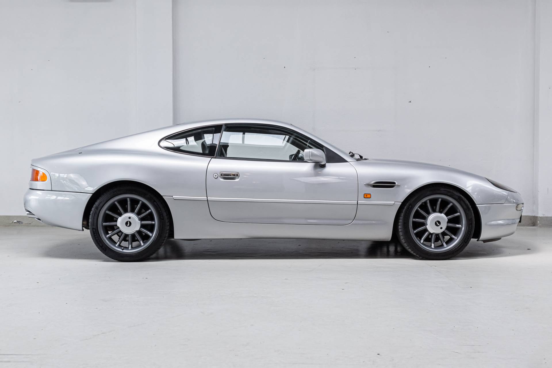 Aston Martin DB 7 Classic Cars for Sale - Classic Trader