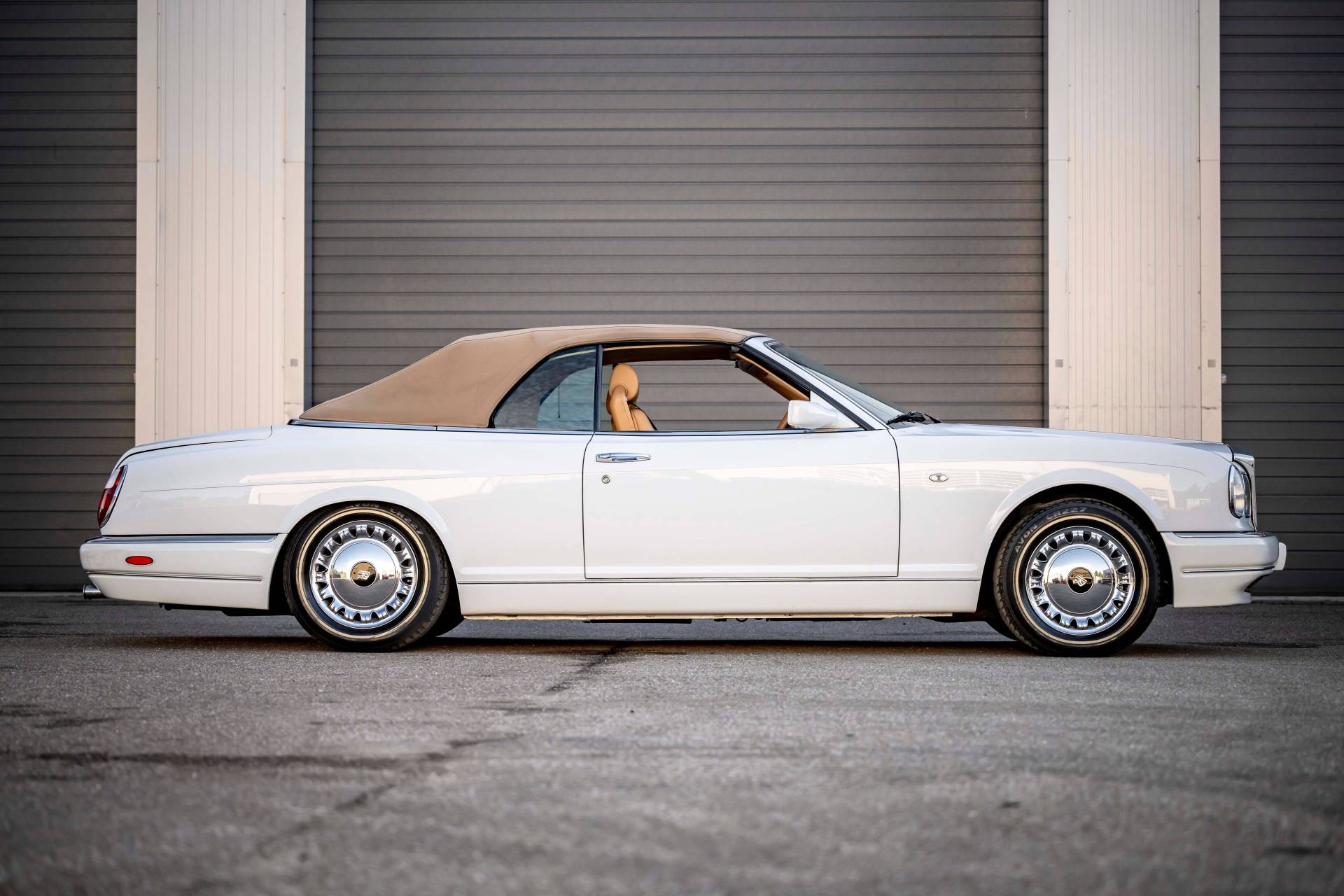Zu Verkaufen: Rolls-Royce Corniche V (2000) angeboten für 50.000