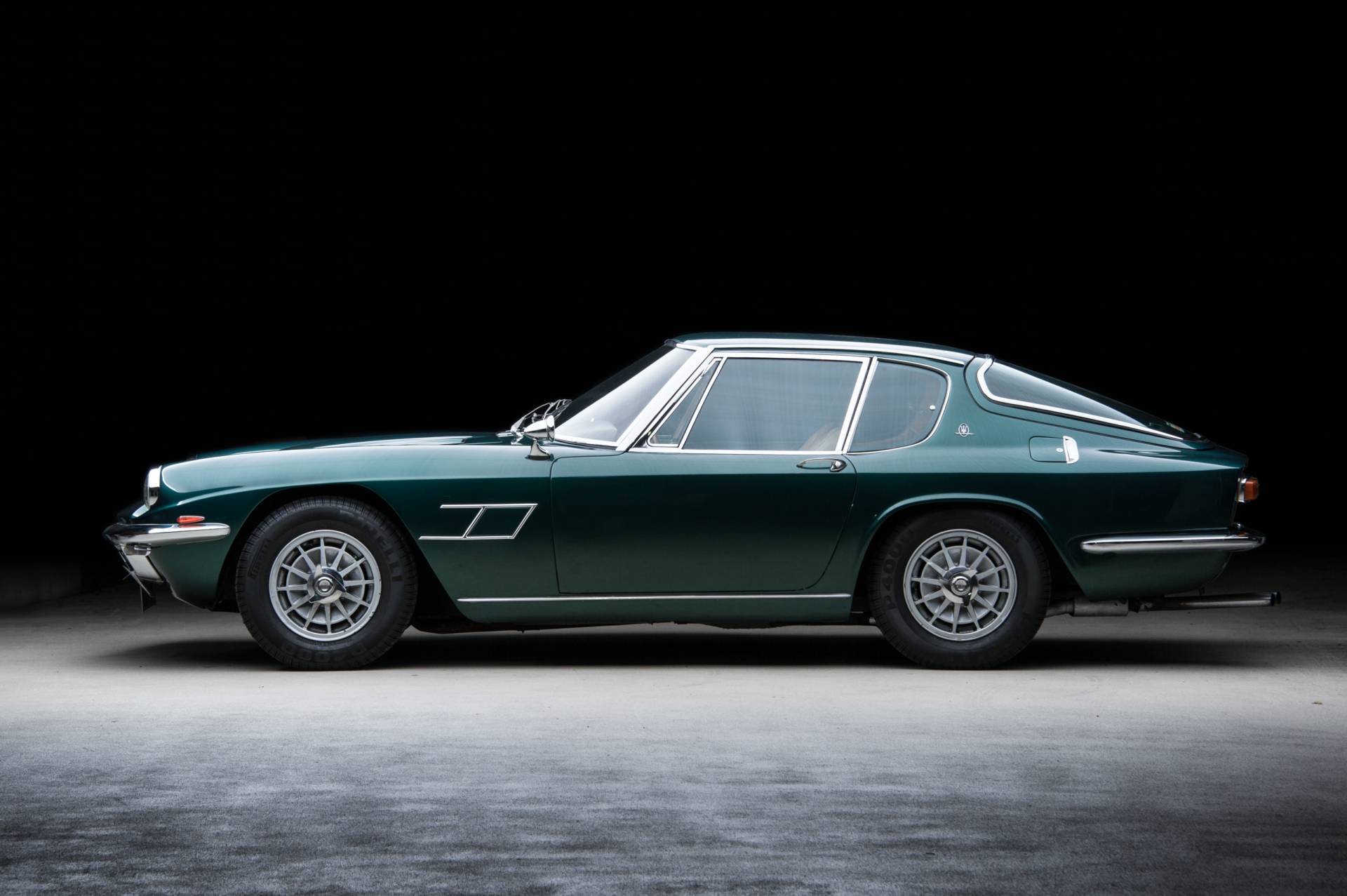 For Sale: Maserati Mistral 4000 (1969) offered for AUD 302,179