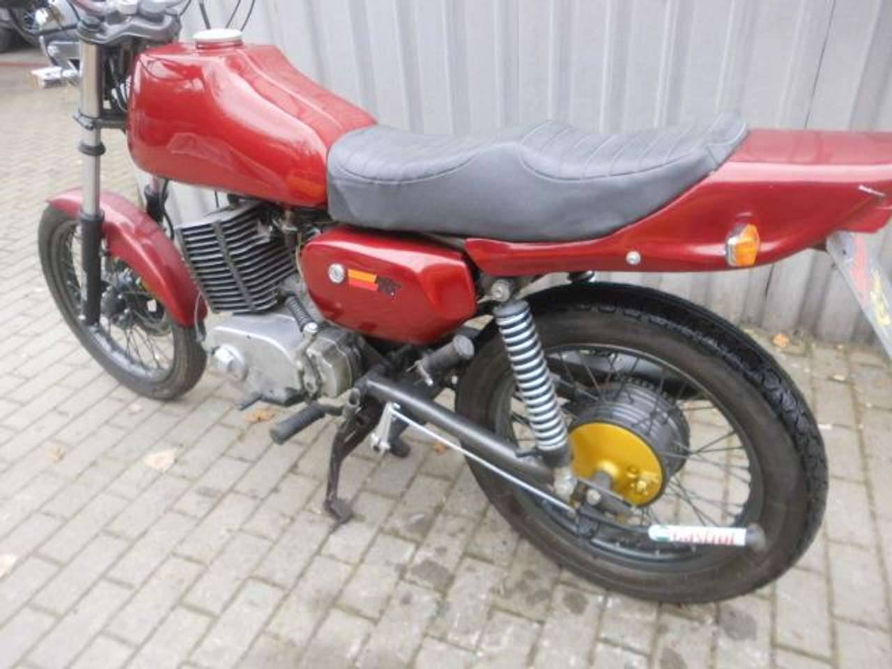 For Sale: MZ ETZ 250 (1988) offered for AUD 3,827
