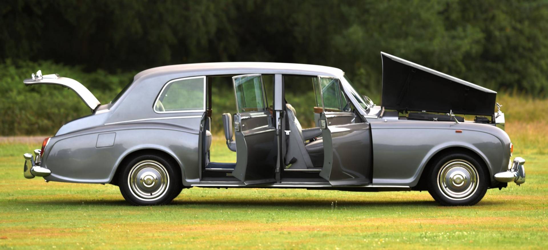 For Sale: Rolls-Royce Phantom VI (1975) offered for AUD 233,051