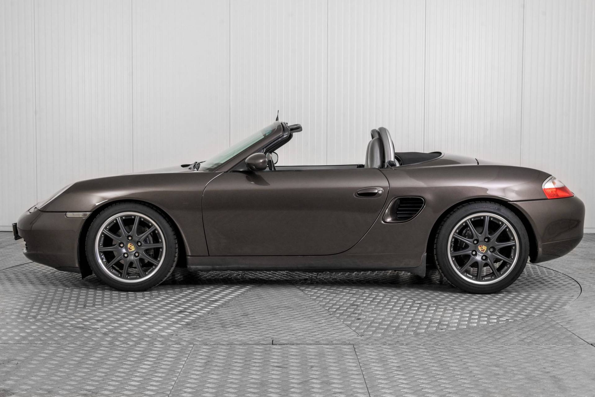 For Sale: Porsche Boxster (2000) offered for GBP 14,076