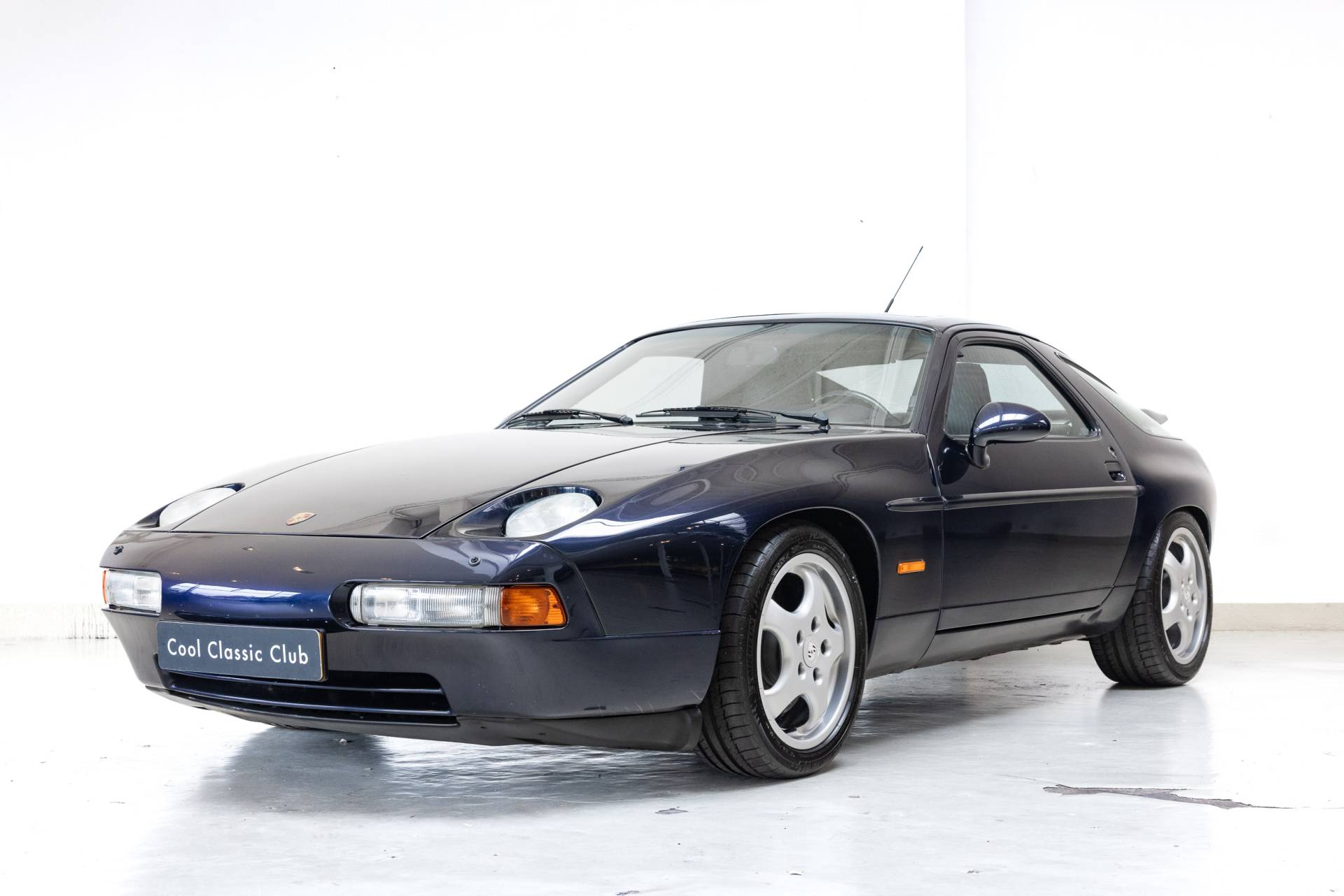 Porsche 928 Classic Cars for Sale - Classic Trader
