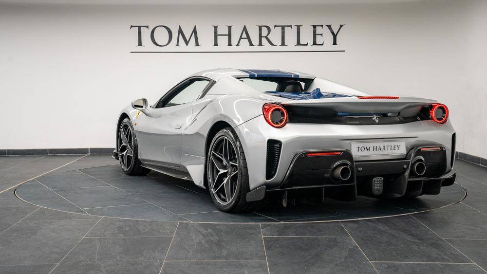 Ferrari 488 Pista Spider (2019) in vendita a 558.498