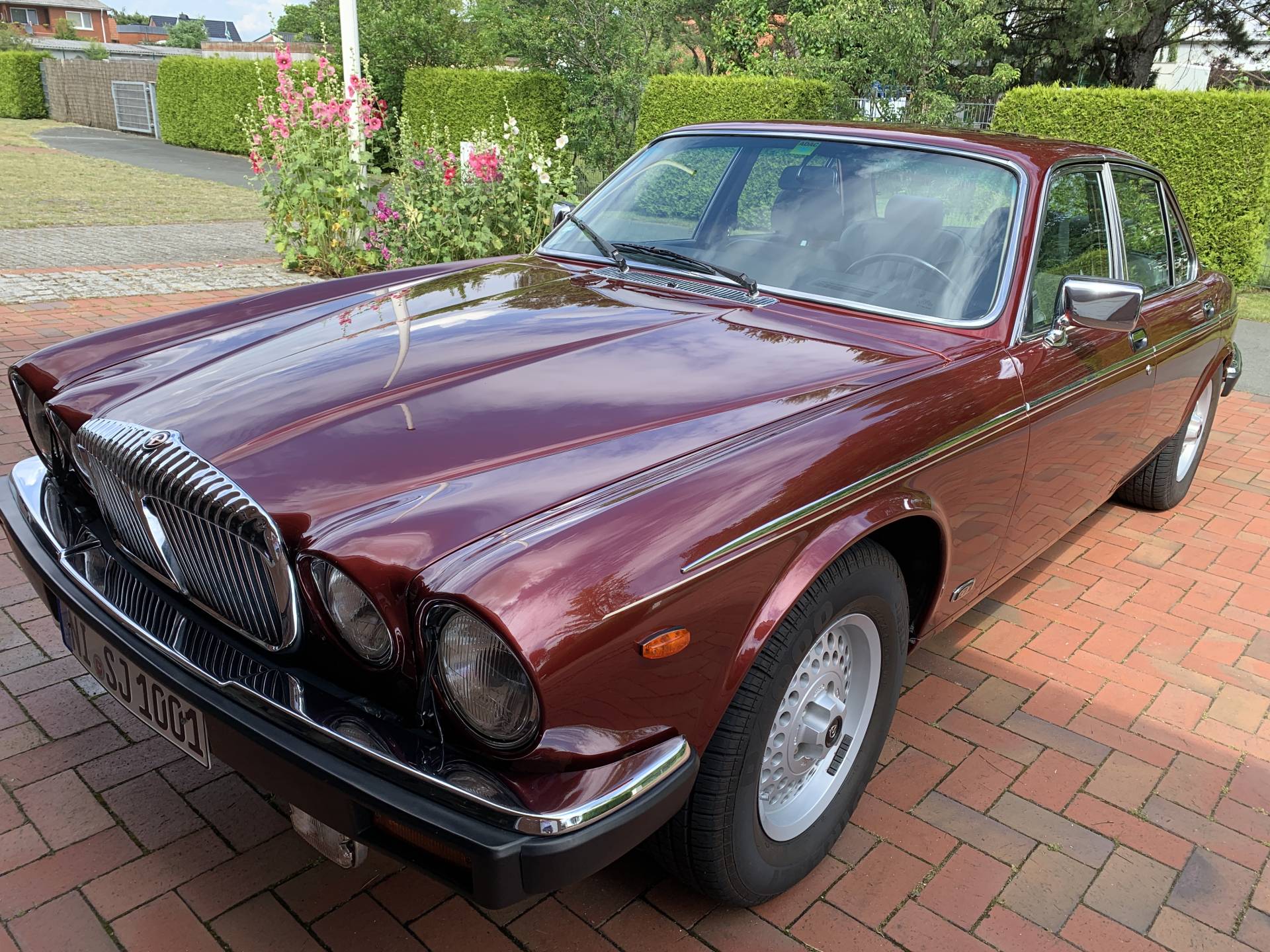 For Sale: Daimler Double Six (1990) offered for £27,255