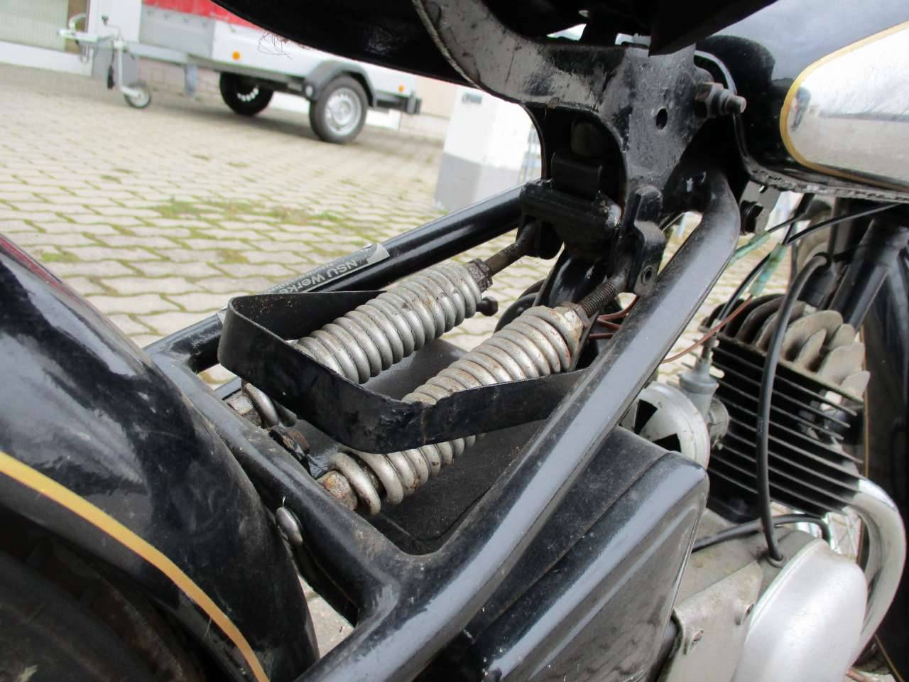 En Venta: NSU 125 ZDB (1951) ofrecido por 4.000 EUR