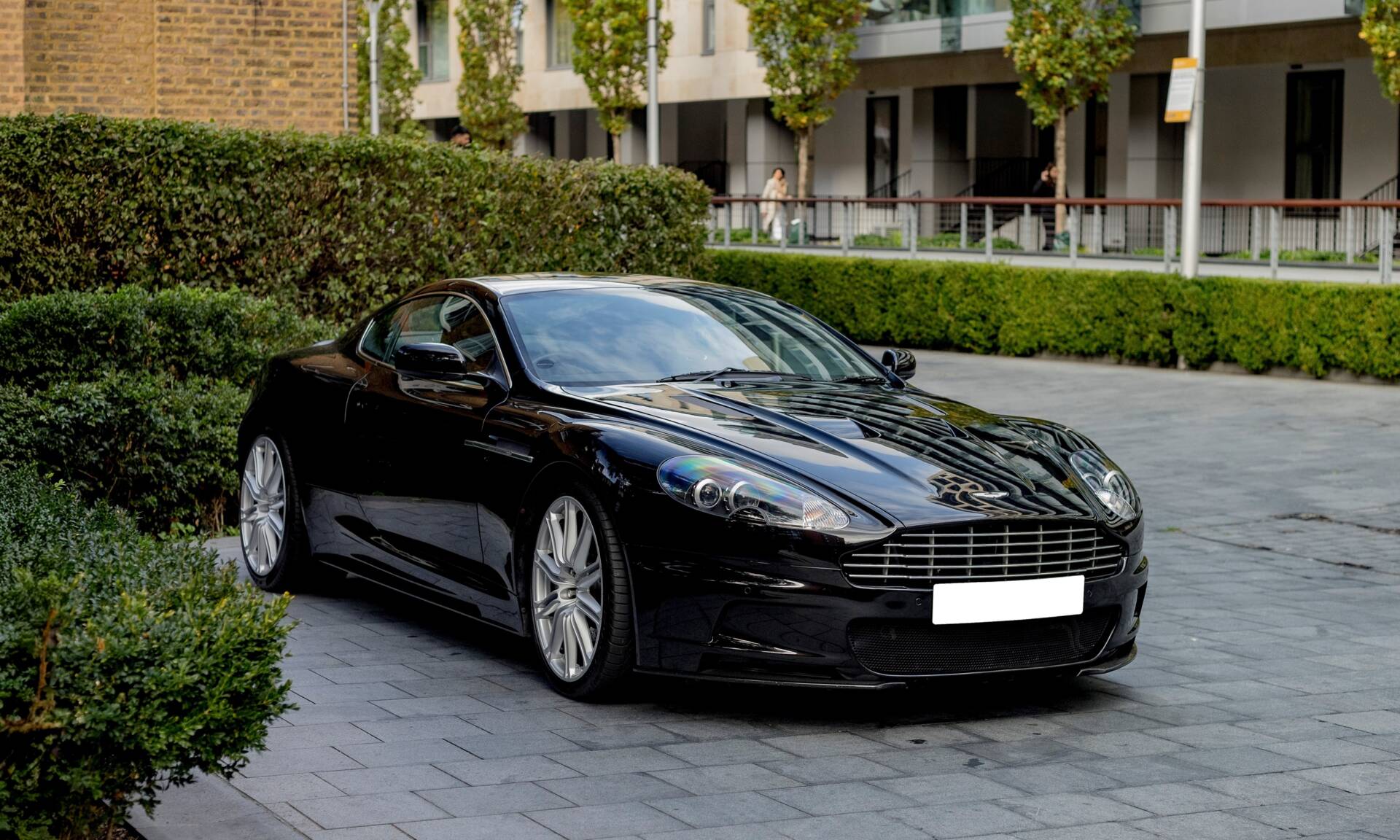 Aston Martin DBS (2009) en vente pour 52 136