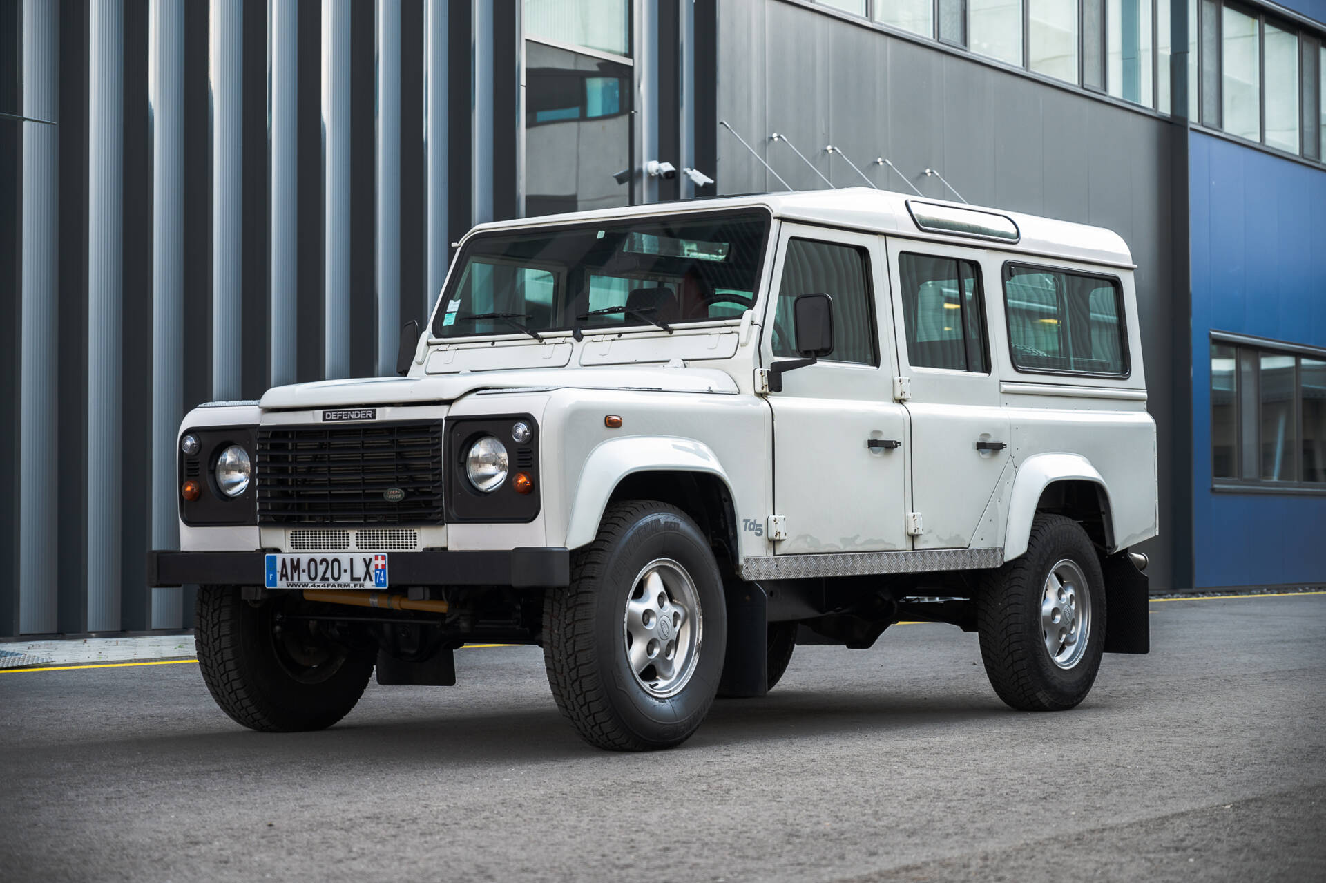 Land Rover Defender Classic Cars for Sale - Classic Trader