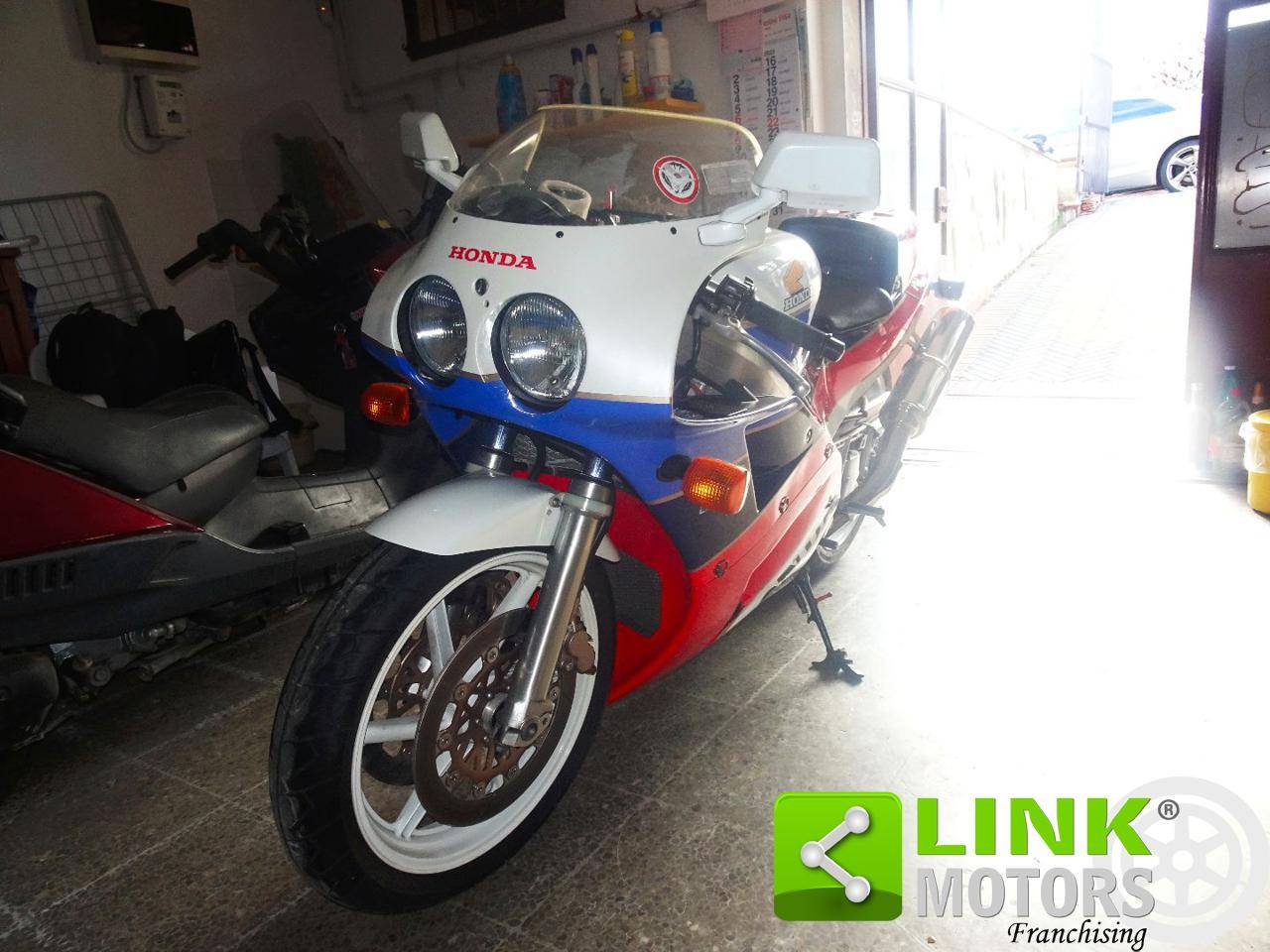 Honda VFR 750R RC 30 (1988) in vendita a 32.000