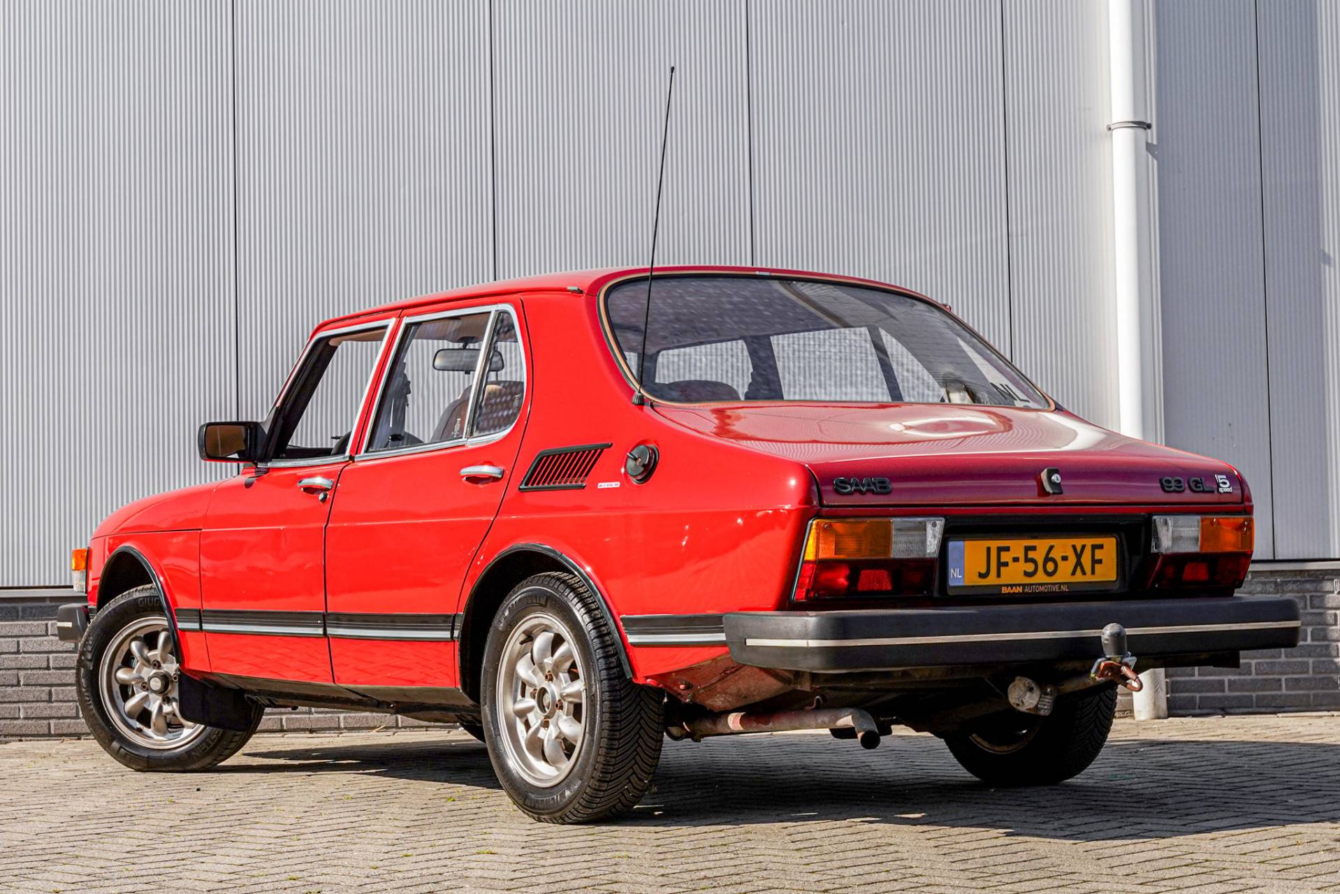 En venta: Saab 99 (1982) offered for 6899